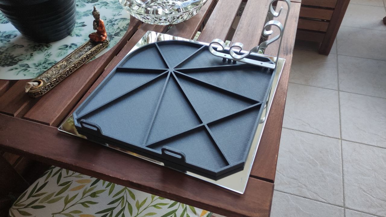 Corner shelf for small household appliances by Ljhtom (Javier Hernando ...