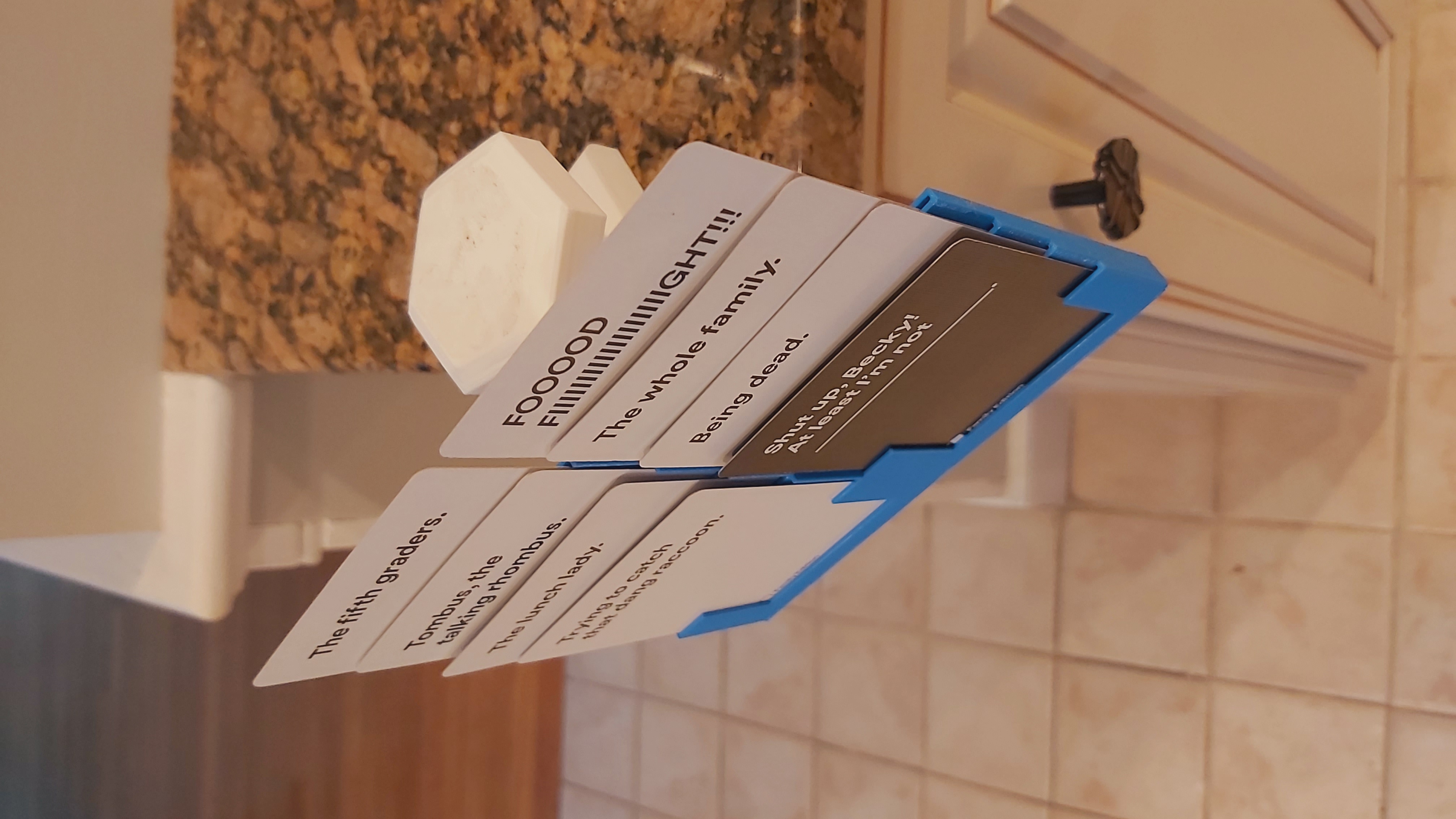 The Card Clamp (With customizable slot) by N0TBR3ND4 | Download free ...
