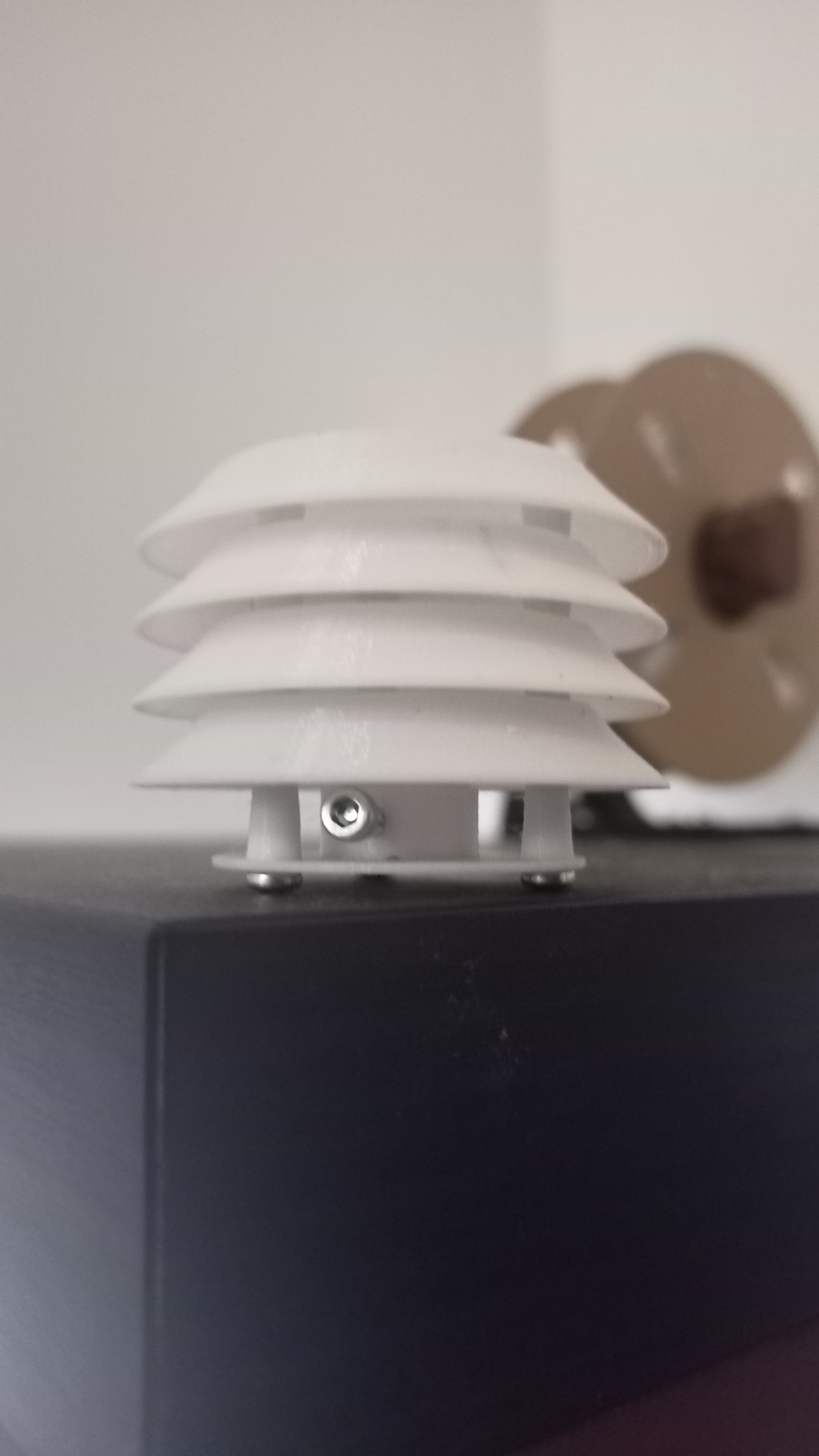 Holder for temperature sensor by Reduktor | Download free STL model ...