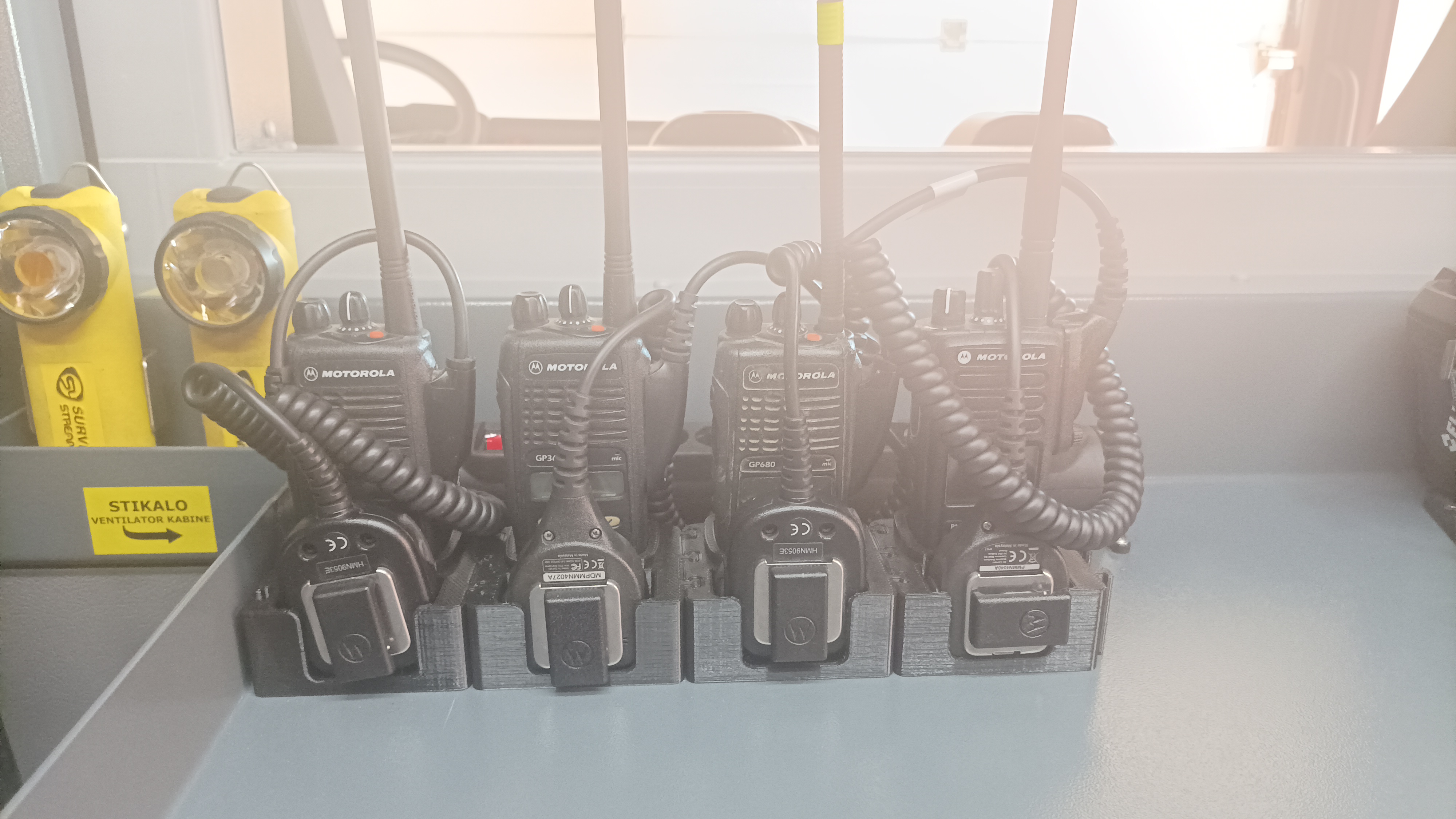 Motorola GP360, DP4600 mount by DomnT12 | Download free STL model ...