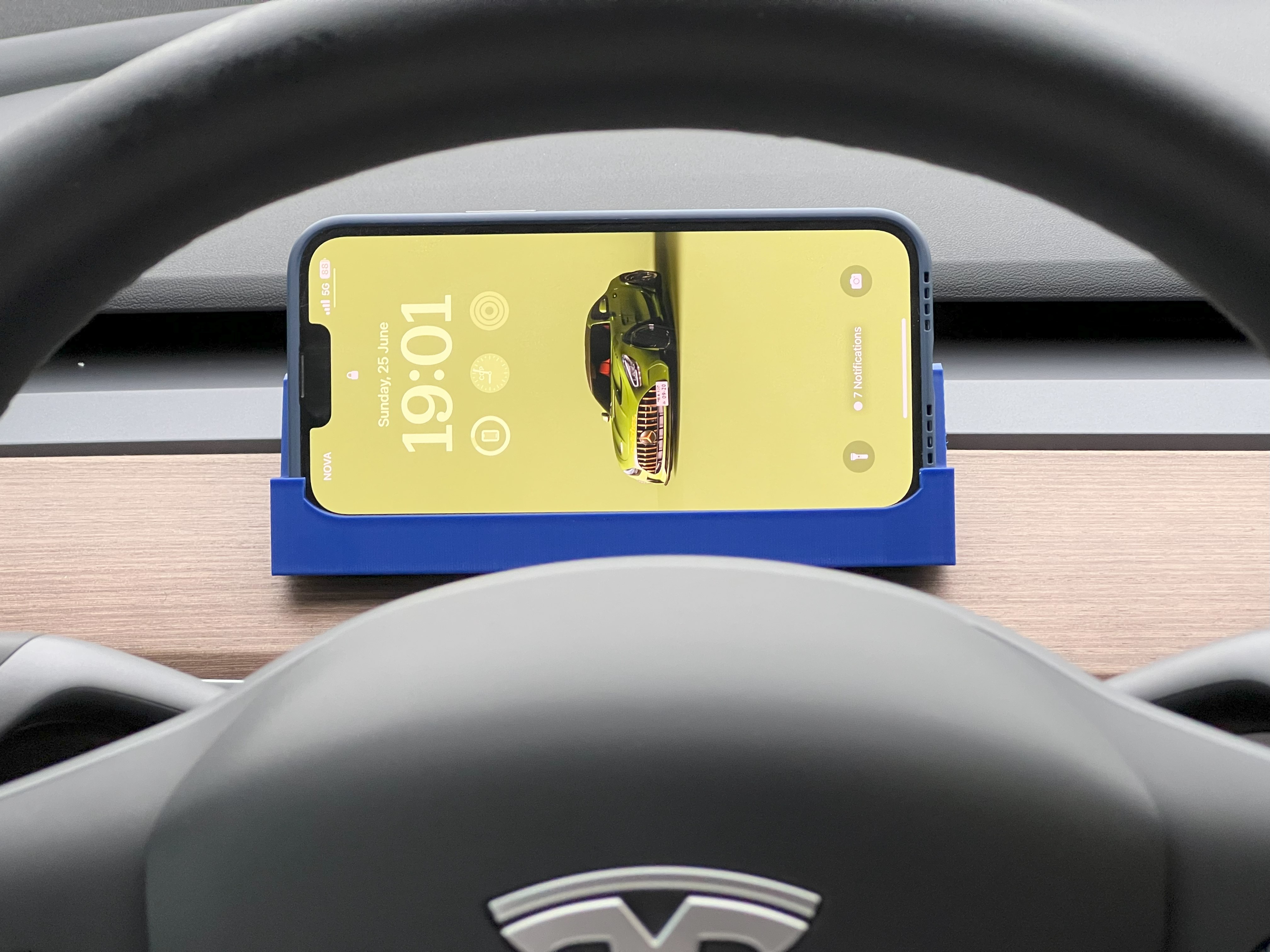 Tesla Model 3 Vent Iphone 13 Pro Max Phone Holder by Einstakur ...