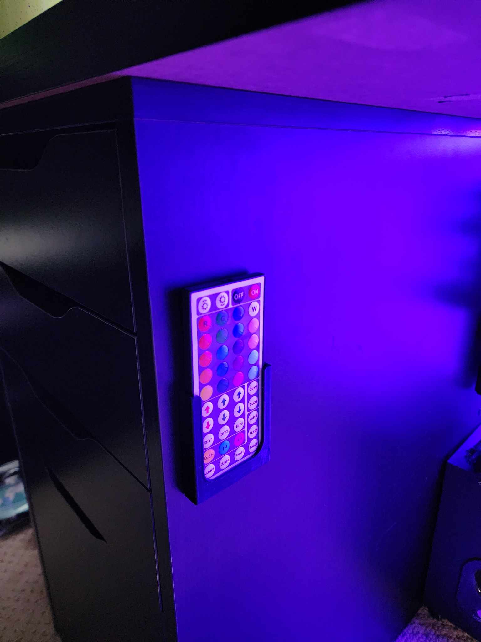 LED Strip IR Remote Holder by Jared Doppenberg | Download free STL ...