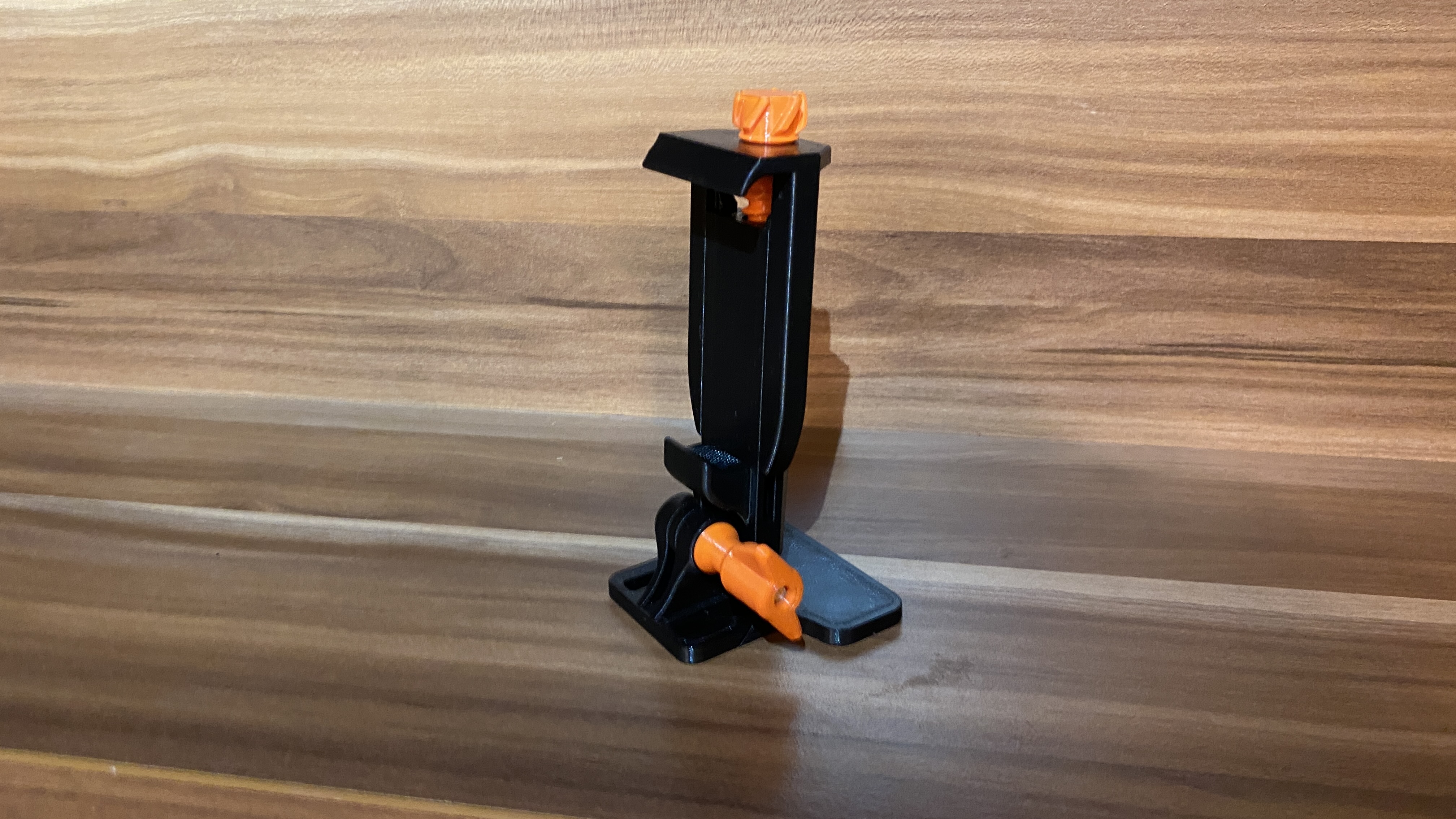 Variable mobile phone holder with clamp by Dušan | Download free STL ...