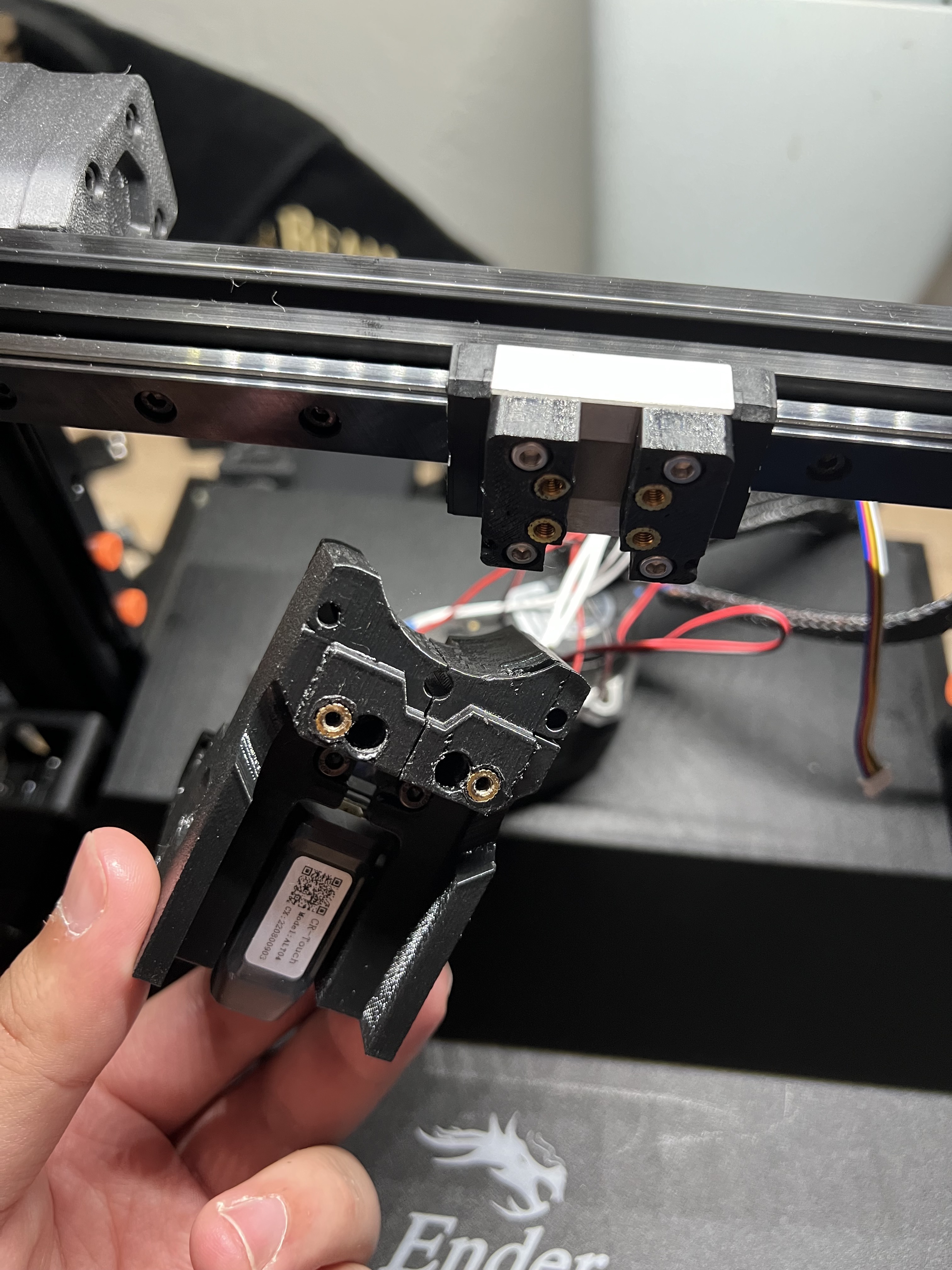 Mini Stealthburner Switchwire mount (CRtouch) by TinkerMAN | Download free STL model ...