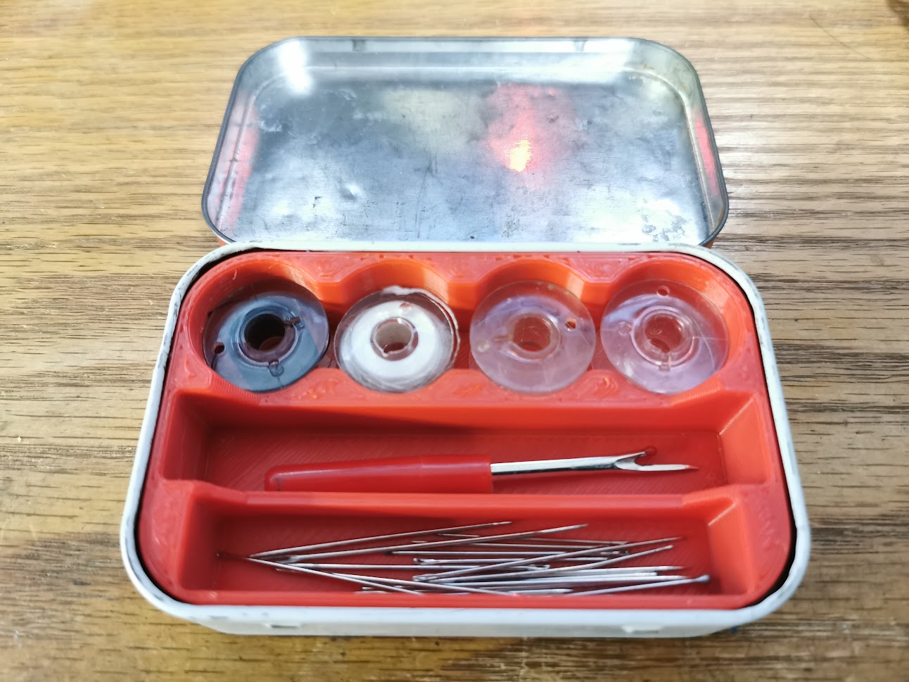 Altoids Can Sewing Kit Insert by InducedRug | Download free STL model ...