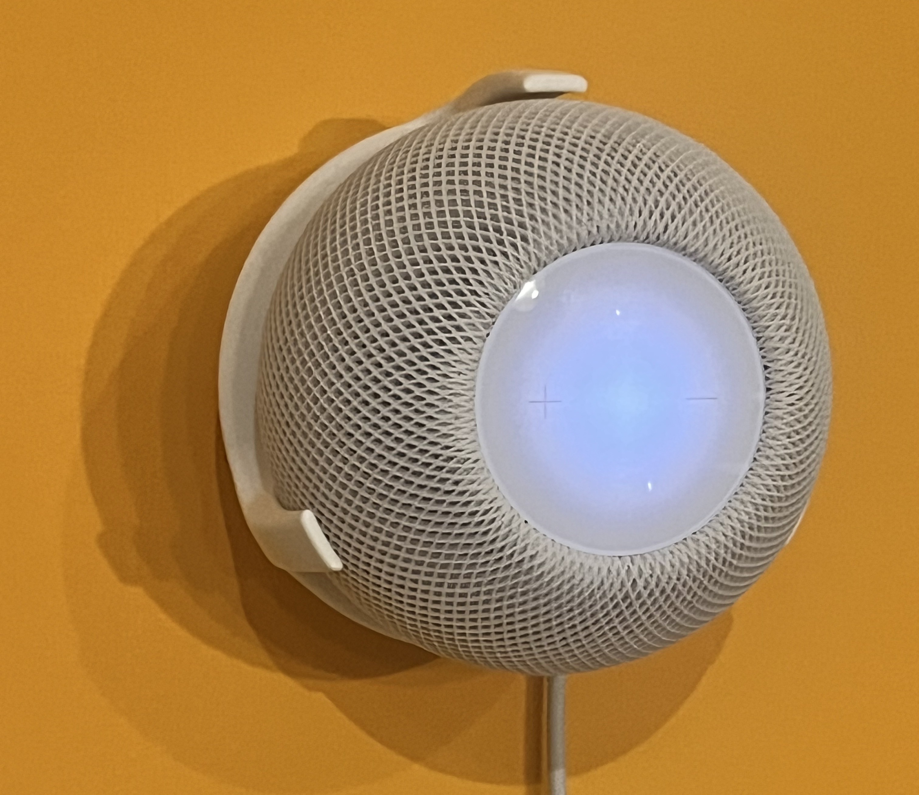 Low Profile HomePod mini Wall Mount by dePrintinator | Download free ...