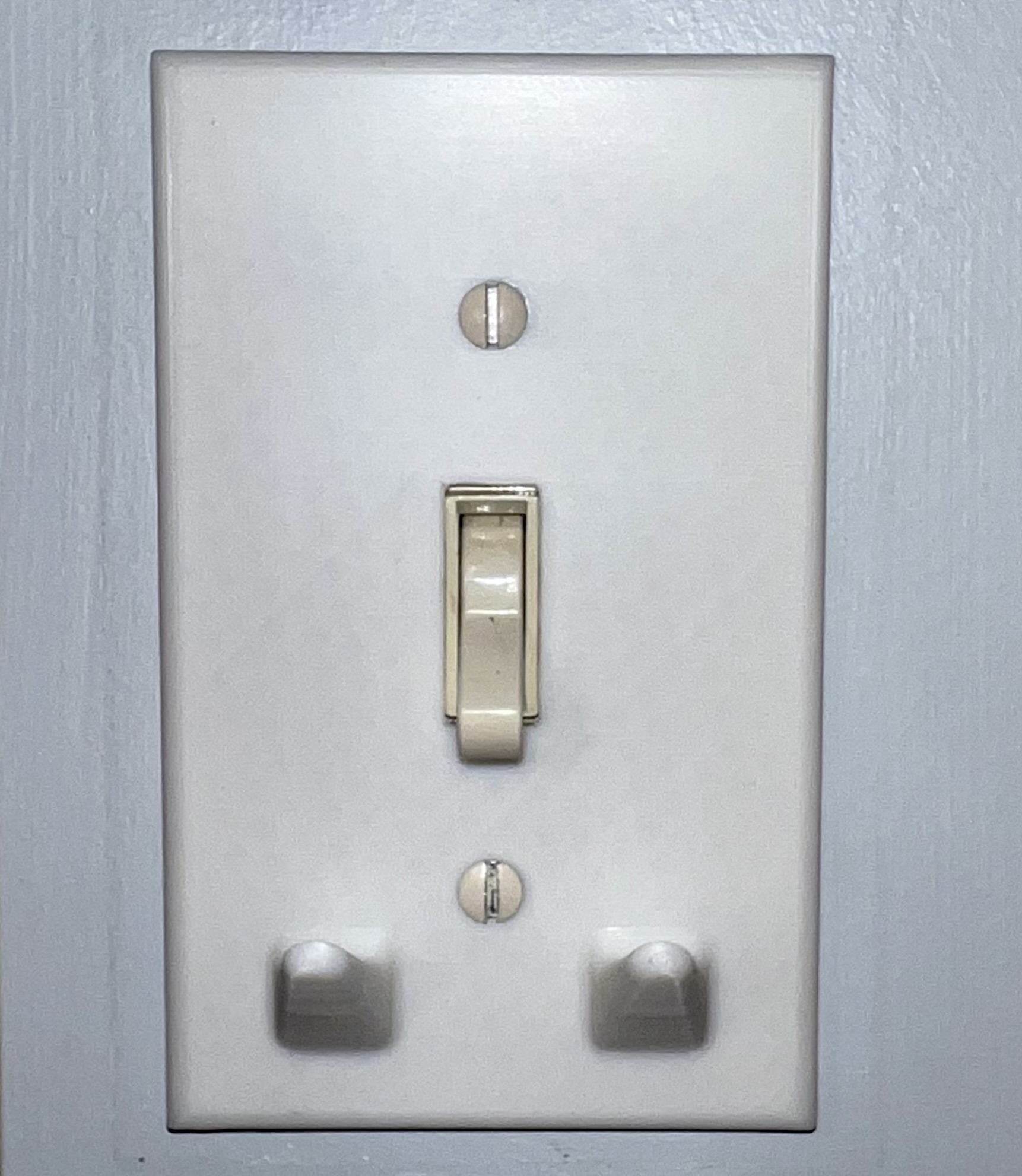 Single Light Switch Cover with Key Hangers by C0BRUH07 | Download free ...