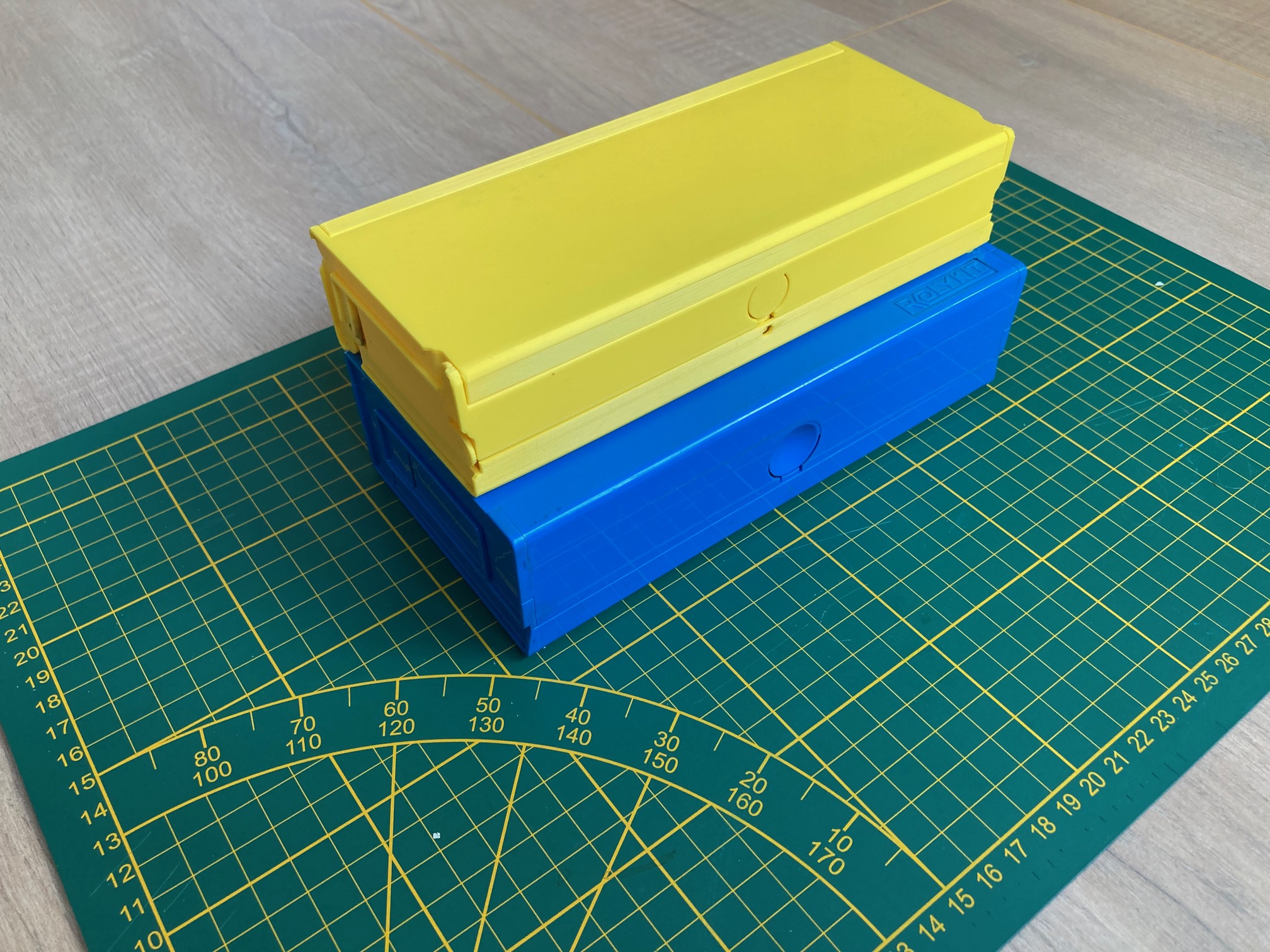Chain Case (RolyKit inspired pencil box) by Hoppend | Download free STL ...