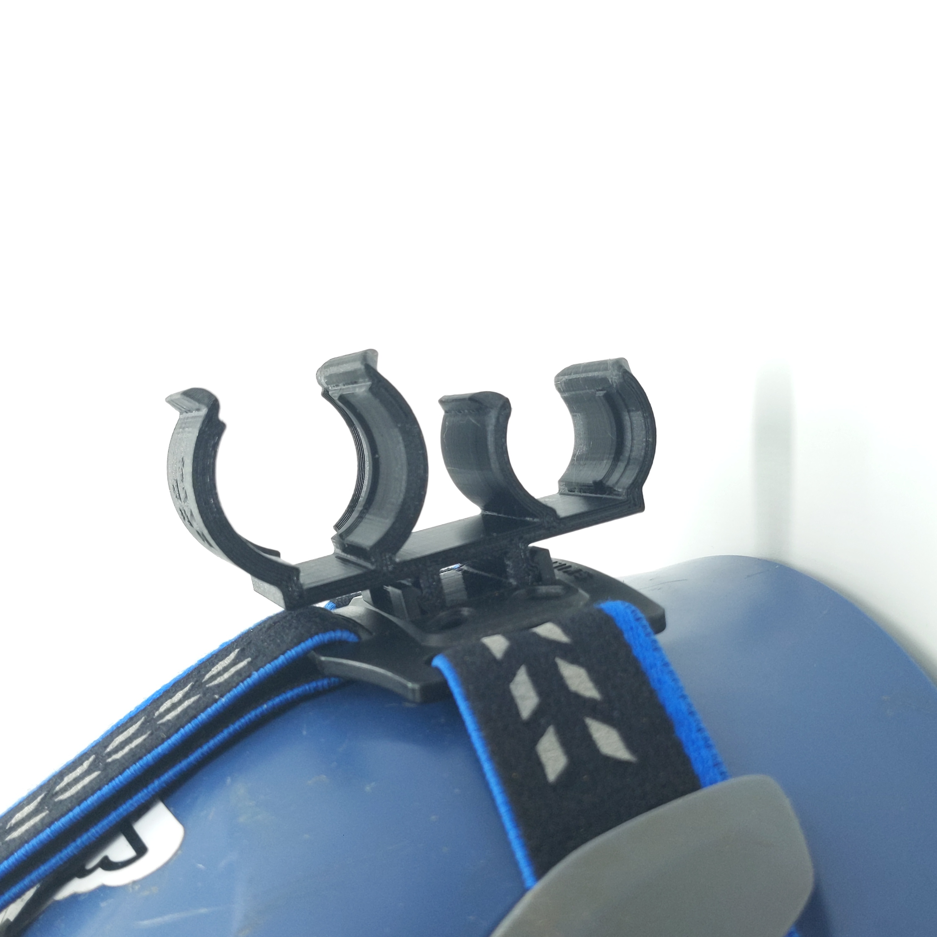 Skilhunt HB3 headband mount for Emisar DW4 and Emisar D2 by Spicy3d | Download free STL model ...