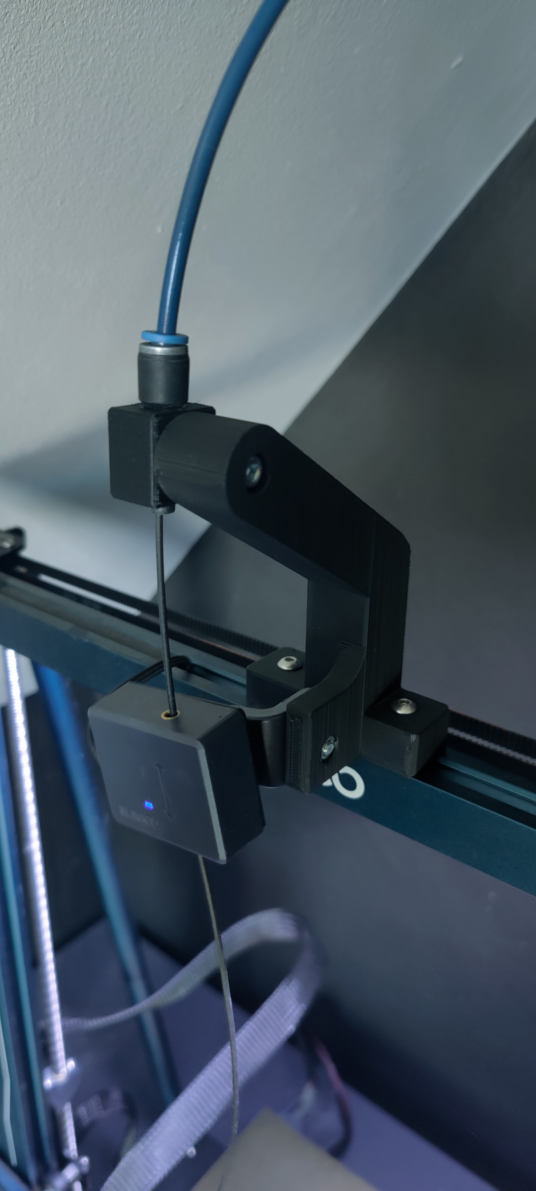 Filament guide with detector support by Philippe Weigel | Download free ...