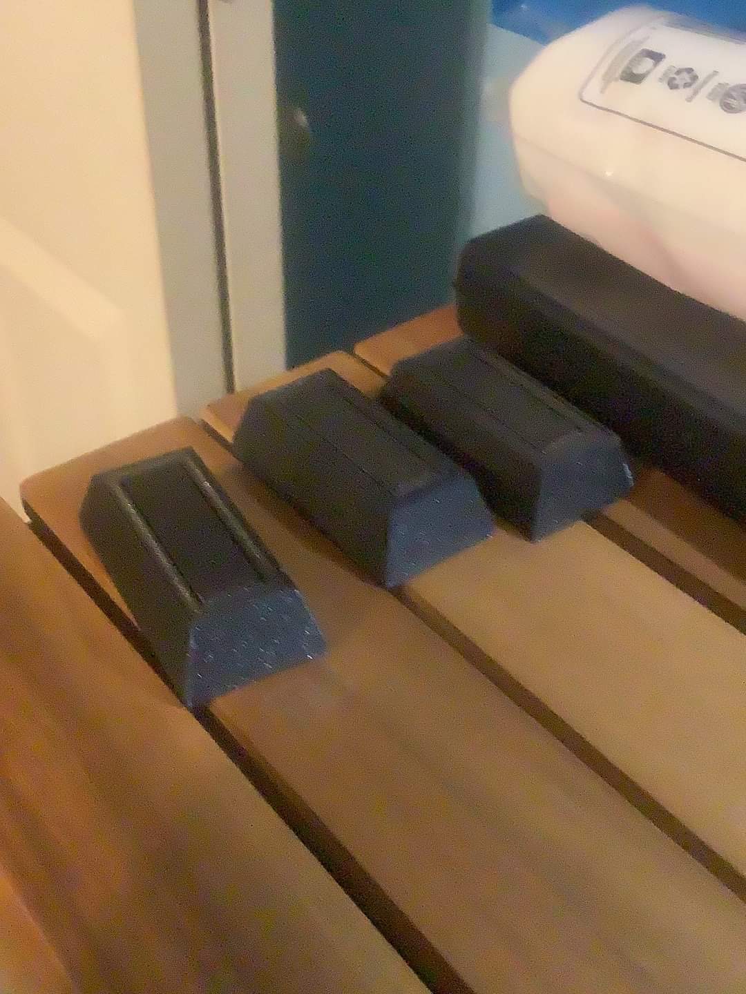 Hide-a-hook — larger pin/no holes by Cfrazier31 | Download free STL ...