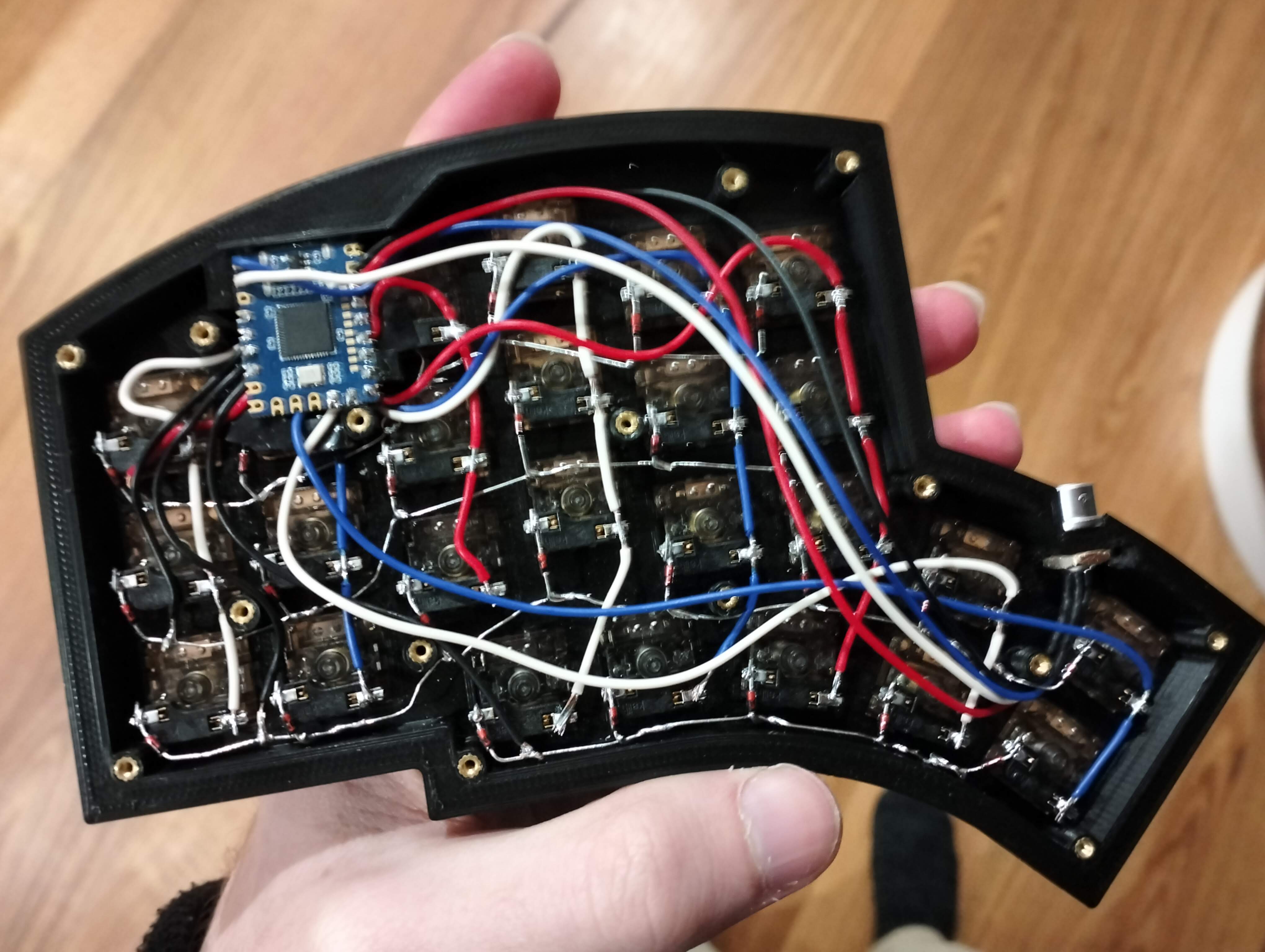 Handwired Kyria Split Keyboard by Molten | Download free STL model ...