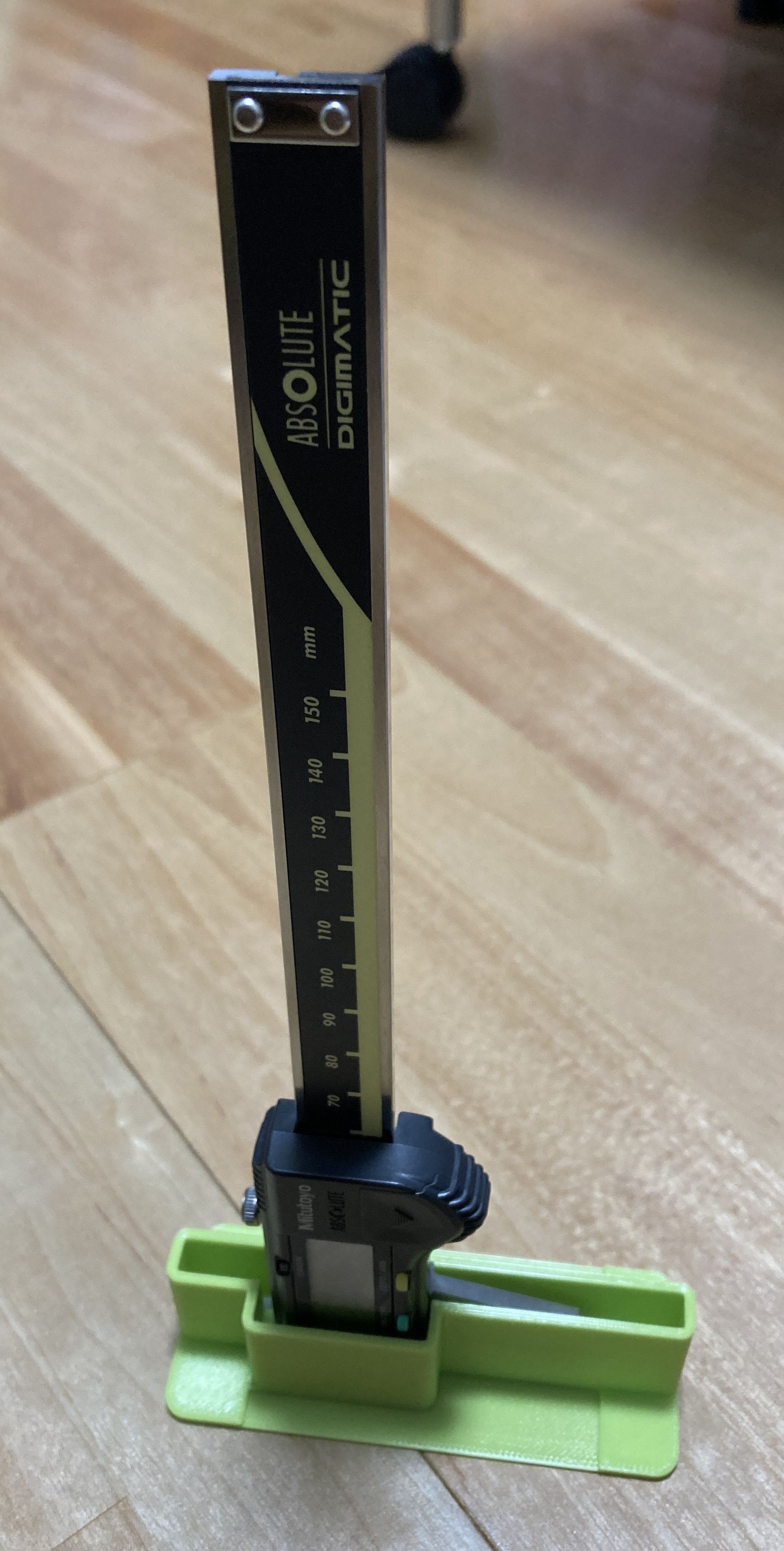 Vernier calipers stand by Kazu-chan | Download free STL model | Printables.com