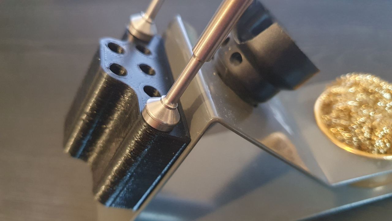 TS100 soldering tip holder by KasaTheWolf | Download free STL model | Printables.com