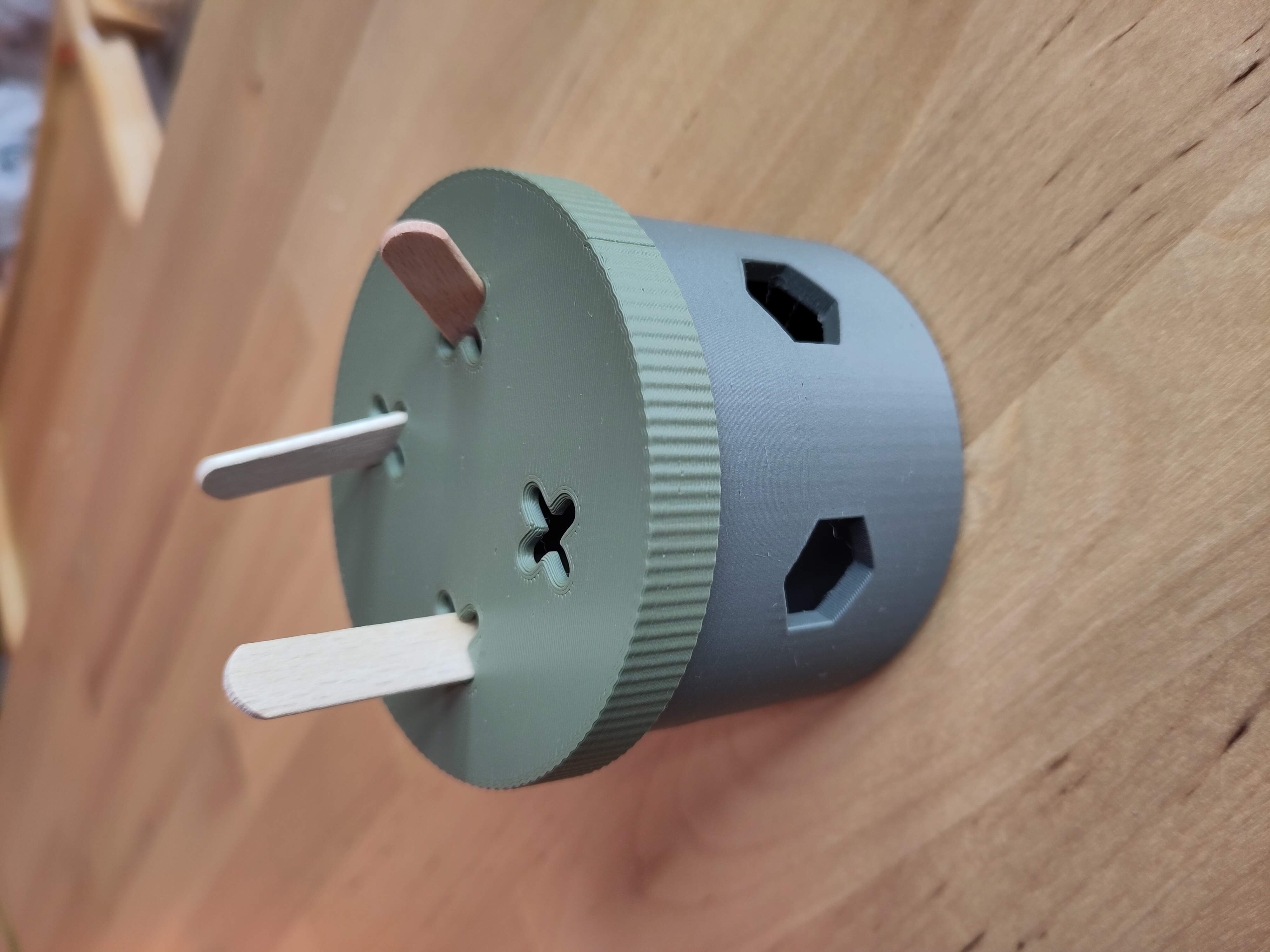 Popsicle stick drop box (lid) by timo | Download free STL model ...