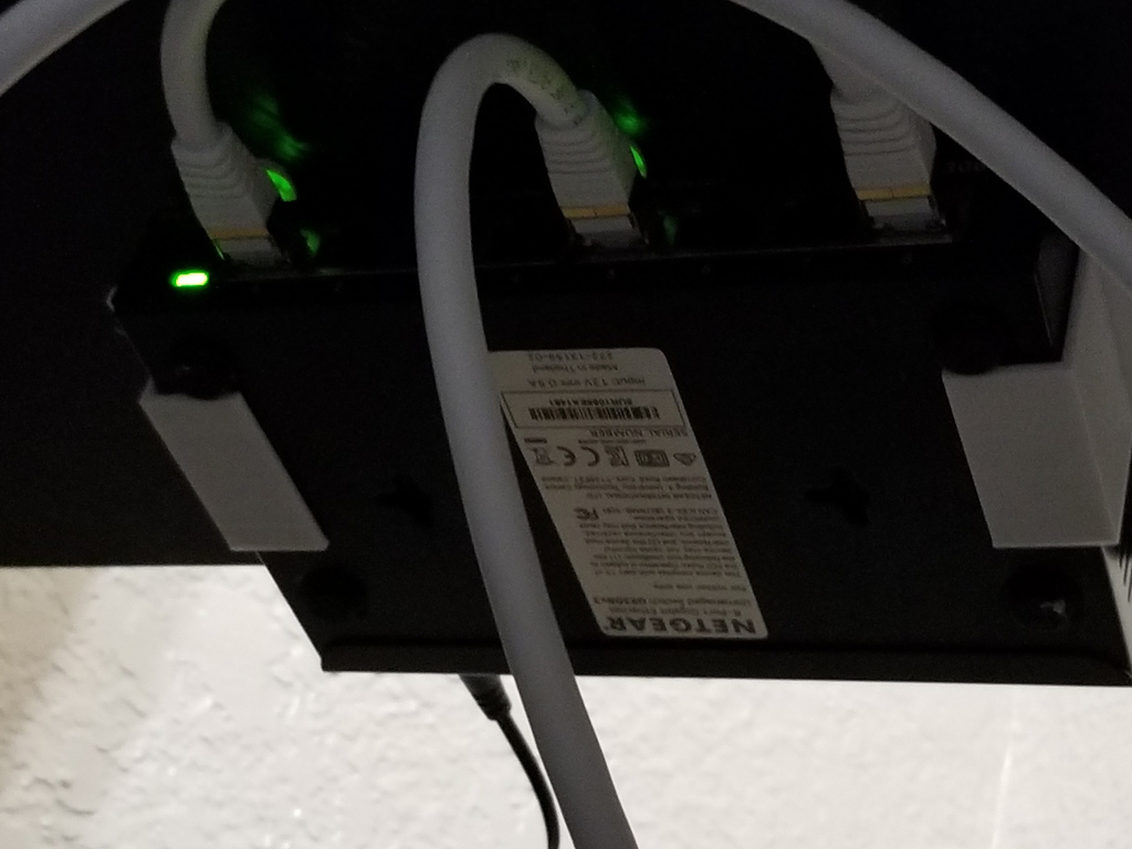Switch Bracket for Netgear GS308 by faultedlogic | Download free STL ...