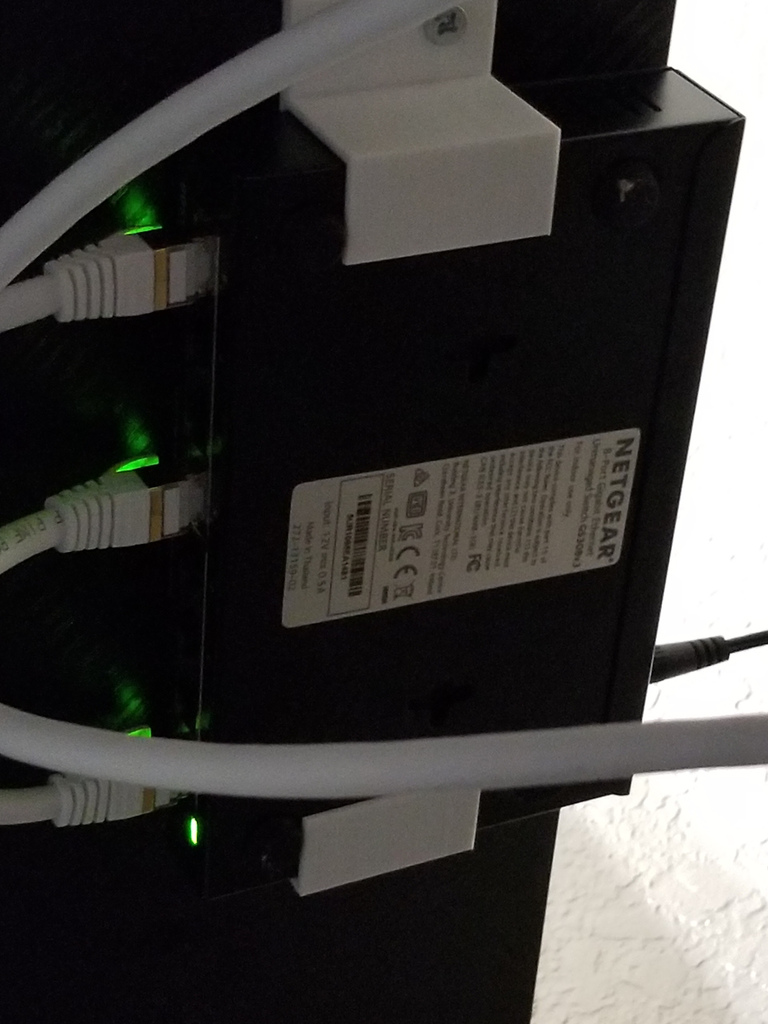 Switch Bracket for Netgear GS308 by faultedlogic | Download free STL ...