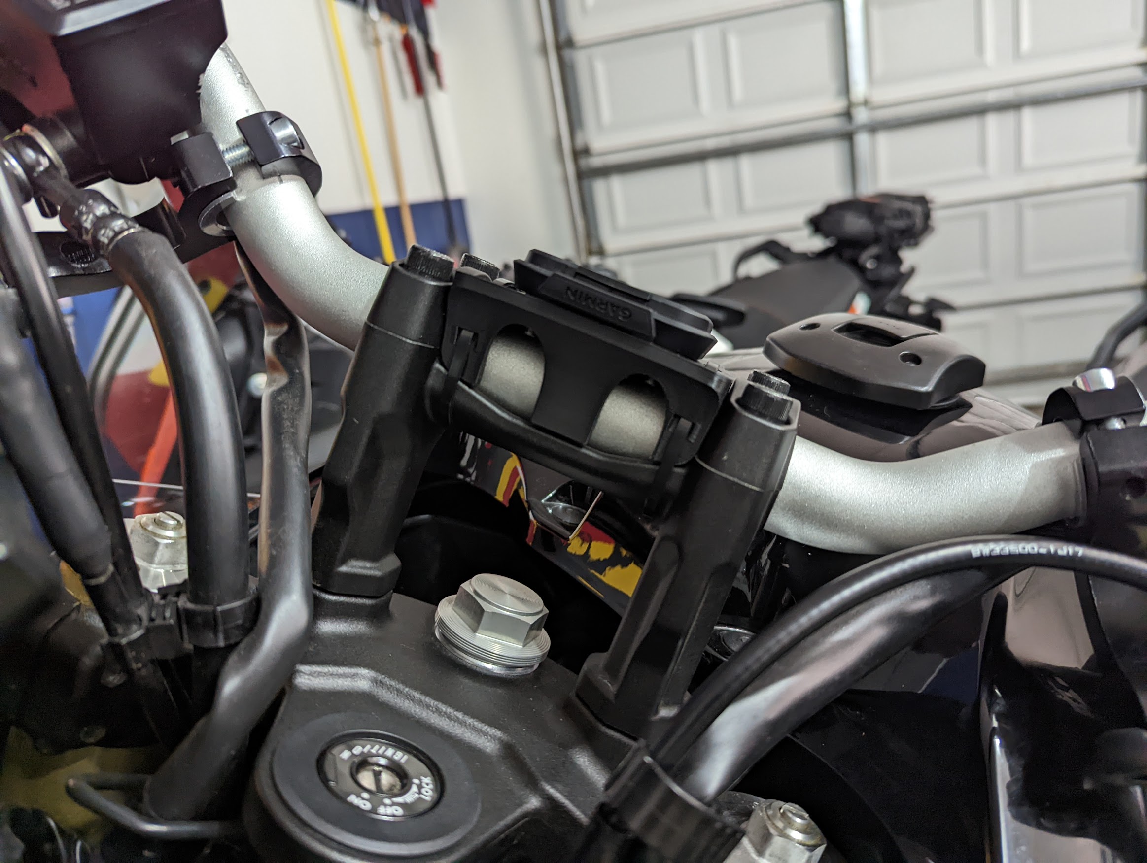 Tenere 700 low profile GPS mount by Dev | Download free STL model ...