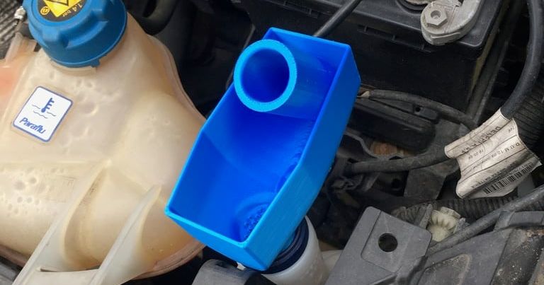 Funnel for windscreen washer by Tomaskutta | Download free STL model ...