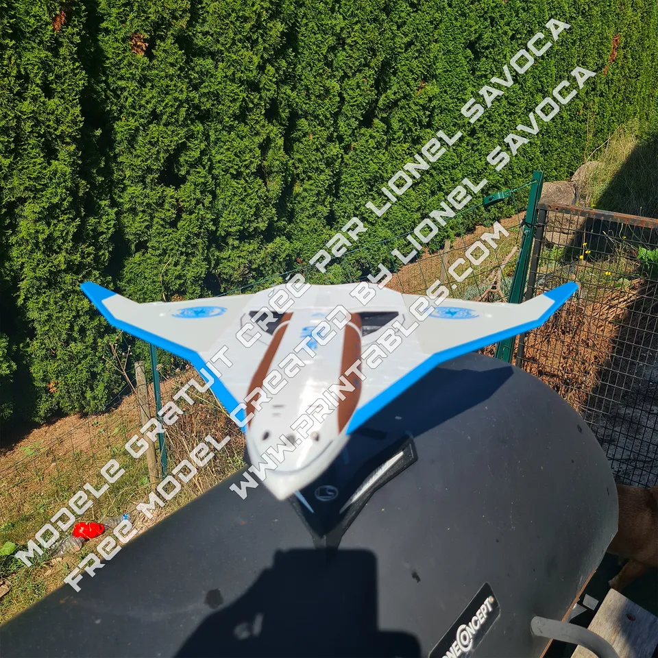 UN One From THE EXPANSE TV show - 1:100 Scale by Lionel SAVOCA ...