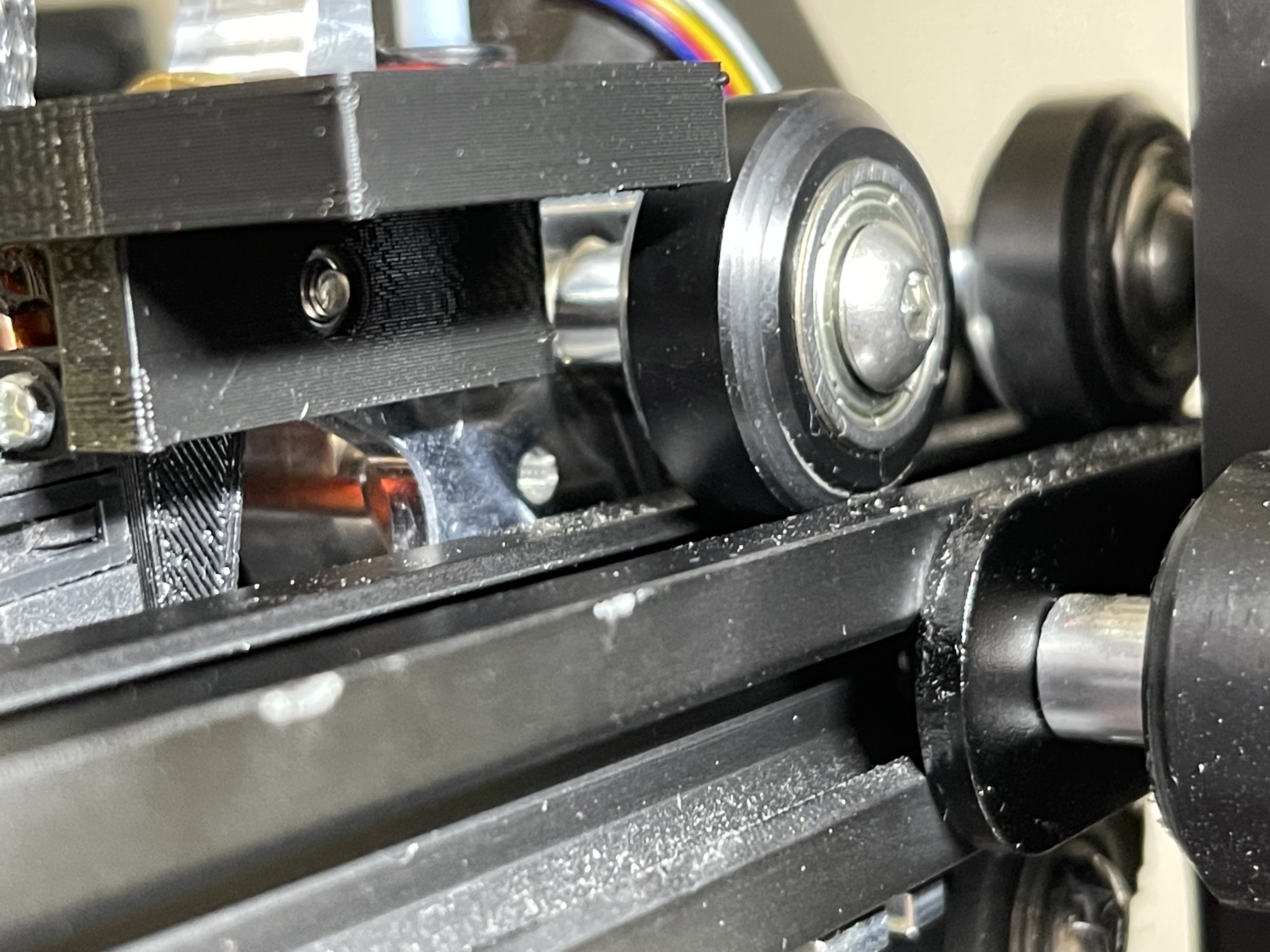 KUSBA Mount for Micro Swiss NG Extruder by luisillo | Download free STL ...