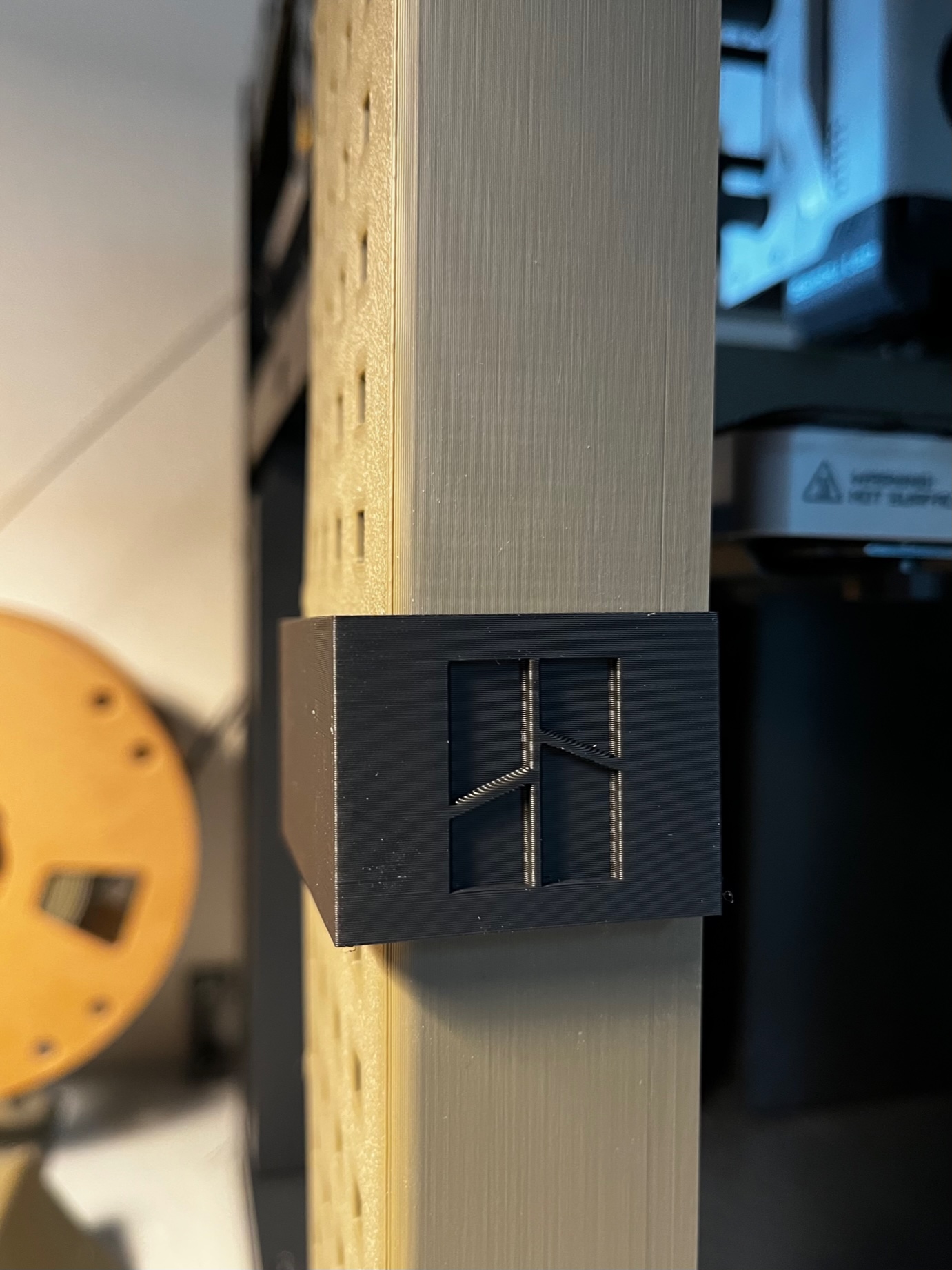 Bambu Lab P1P Pegboard Corner by Dedan | Download free STL model ...