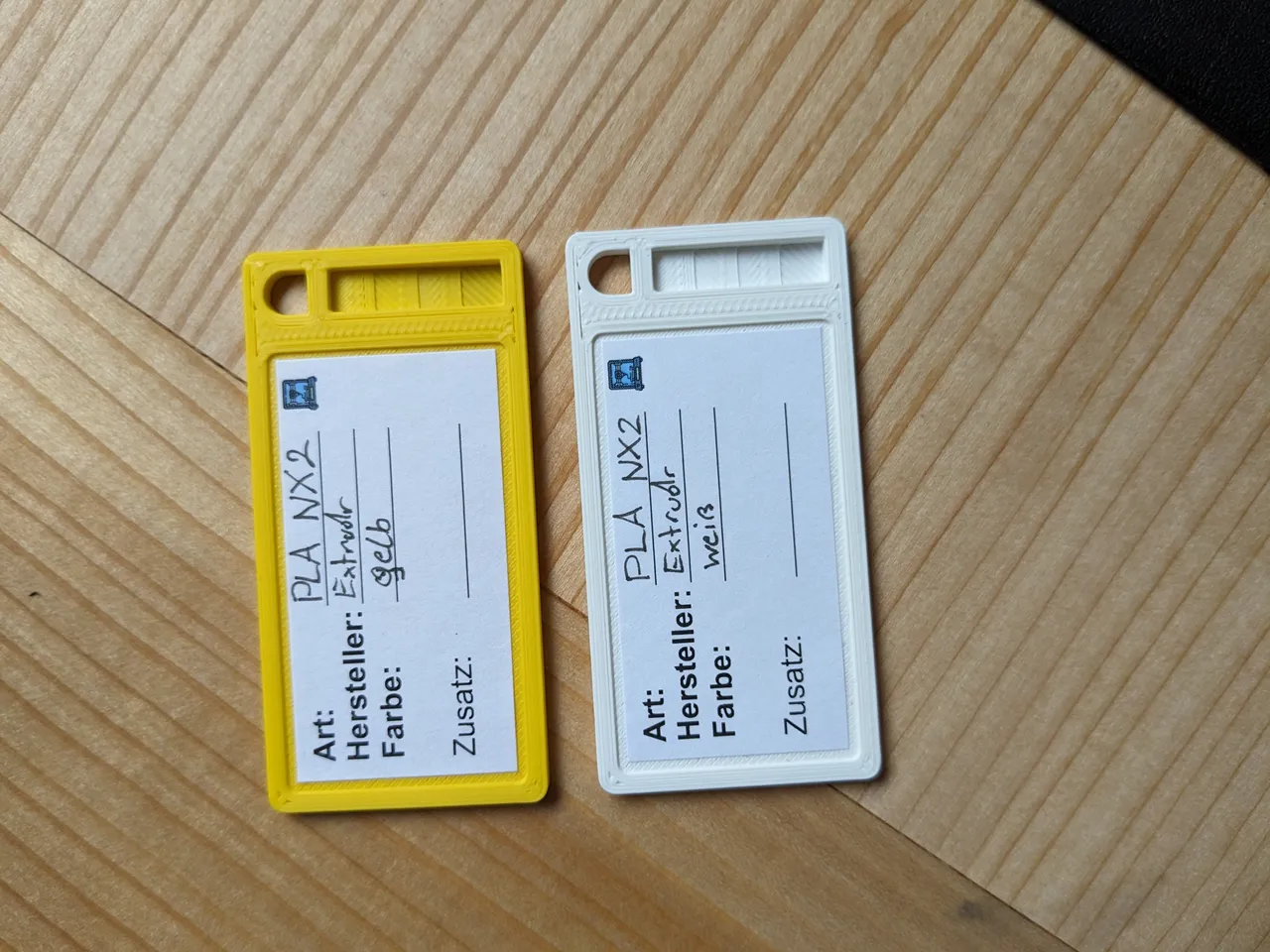 Filament Sample + Stand by RienerTobi | Download free STL model ...