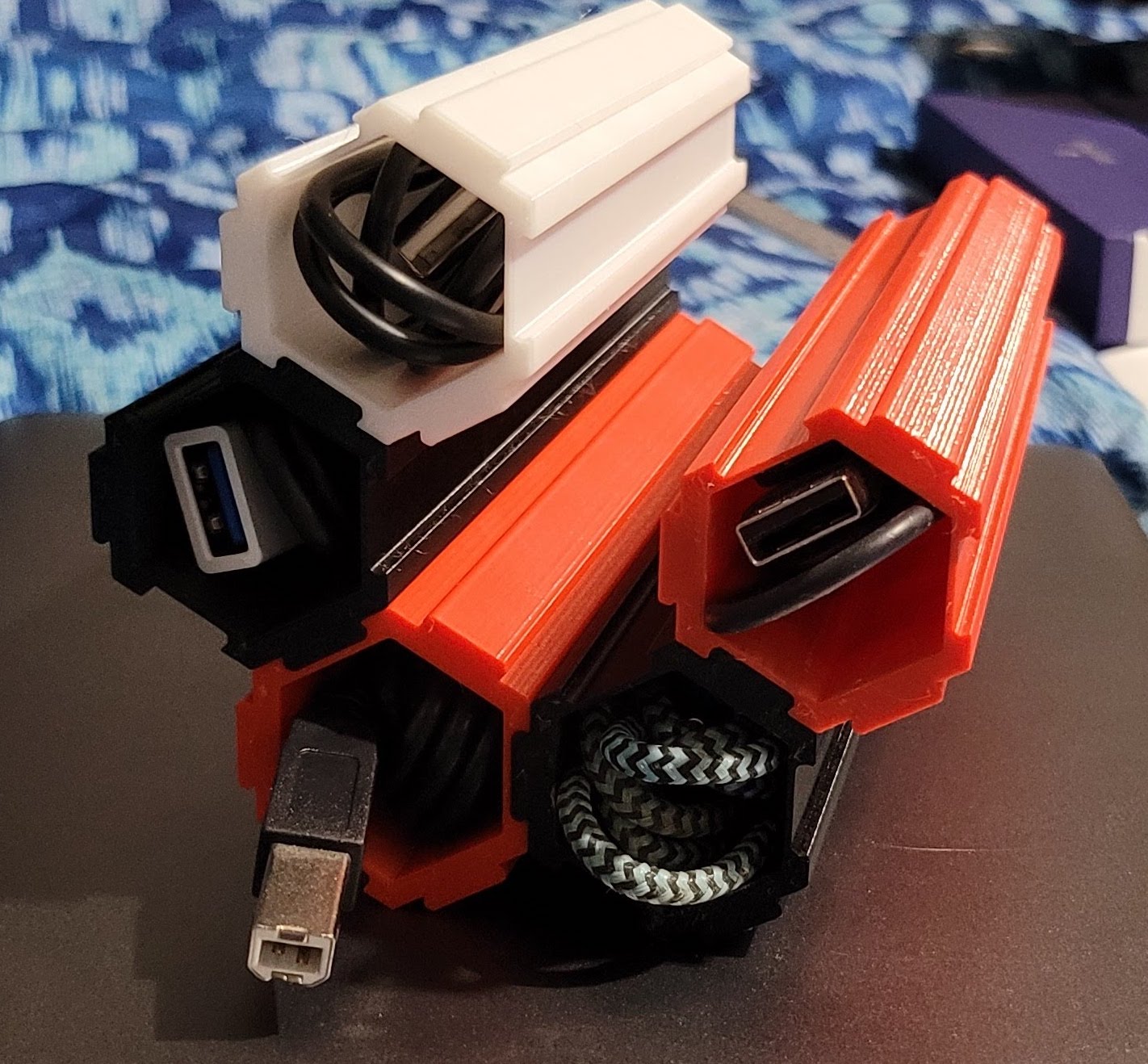 Cable Tube Hive by Mocodroid | Download free STL model | Printables.com