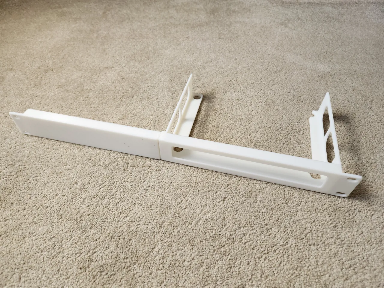 Fortigate 40F Bracket by Ewert Snyman | Download free STL model ...