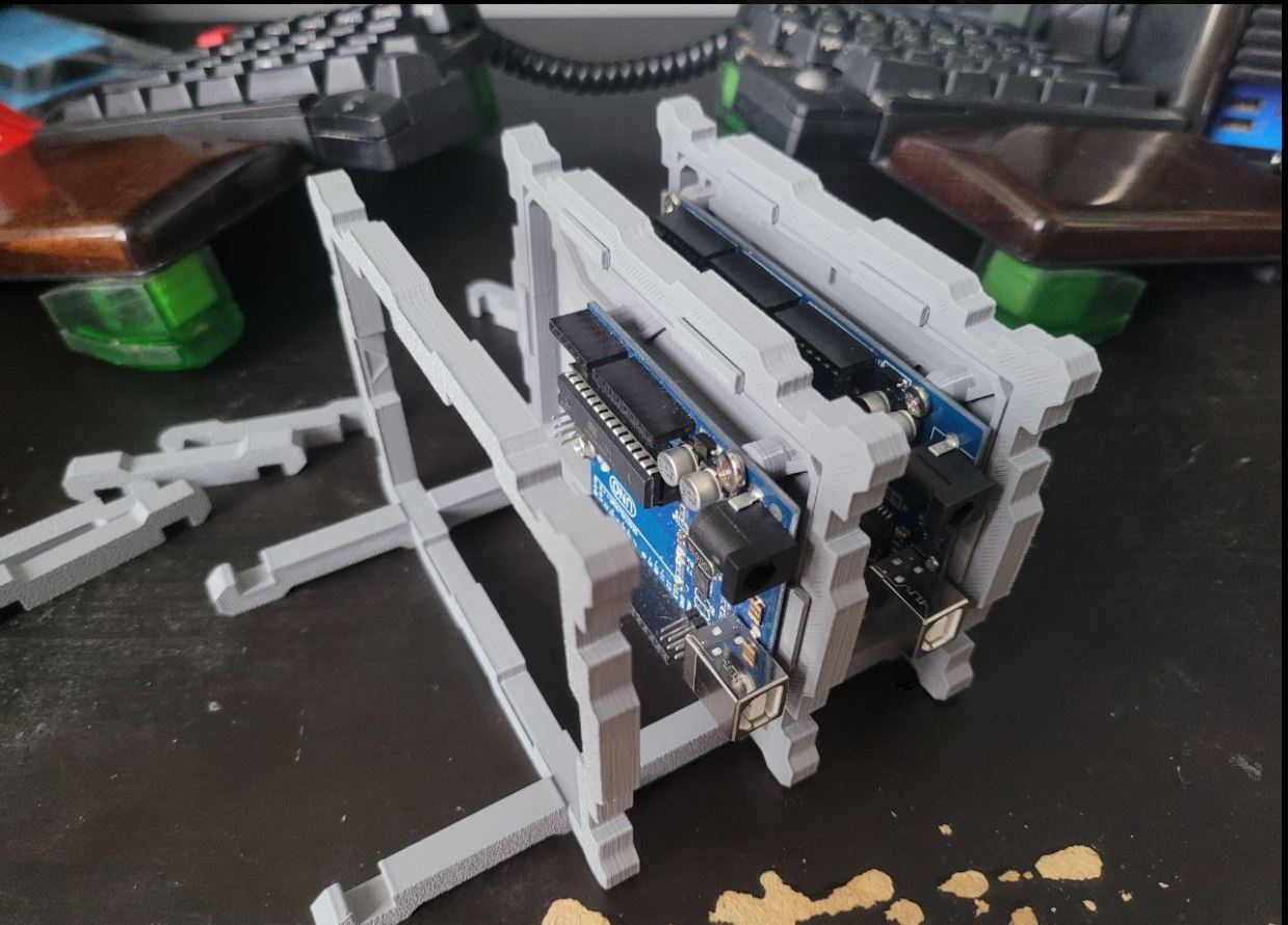 Arduino Prototyping Frame by Piro | Download free STL model ...