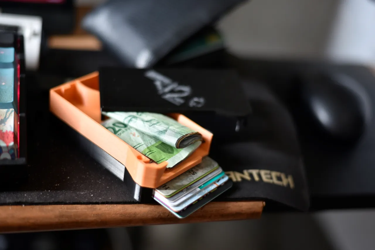 Big Sliding Wallet by Syahrefi Amirza | Download free STL model ...