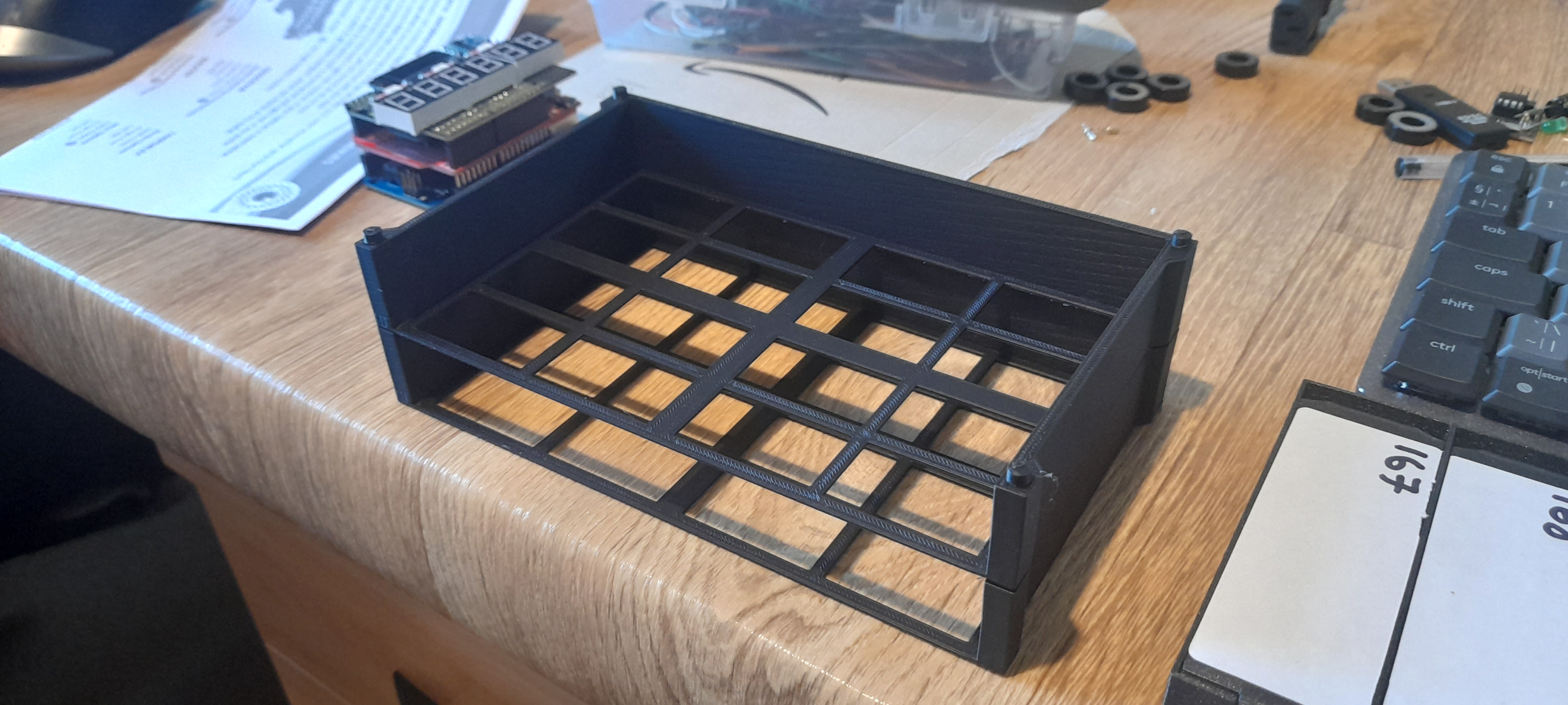 Print in place component organiser system by smooth_jamie | Download ...