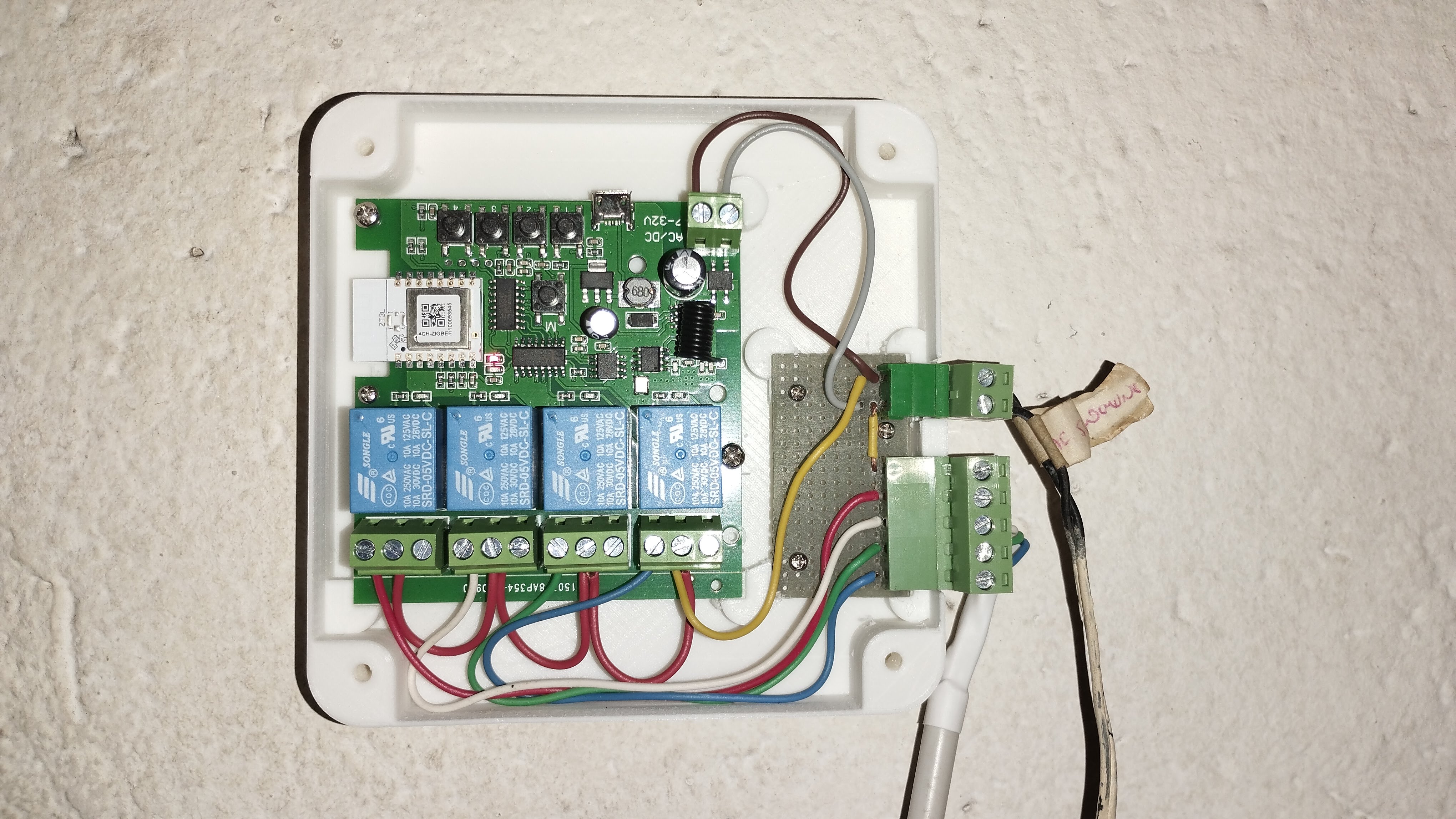 Smart irrigation controller case by pietrocarne | Download free STL ...