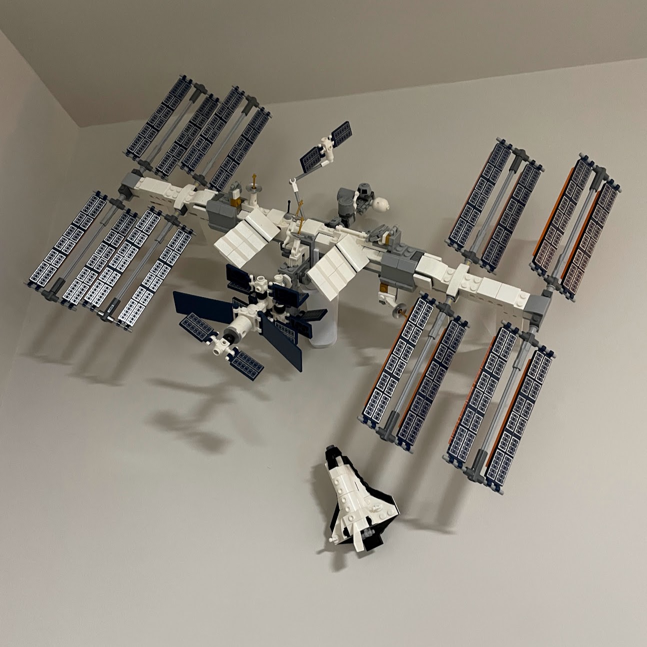 Lego ISS - Mini Space Shuttle Mount by mattjacobson | Download free STL ...