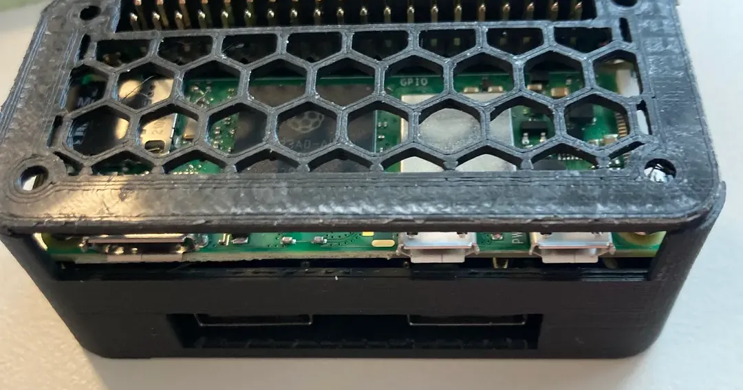 RPi zero W with USB hat with hole for RPI header by Alexkid | Download ...