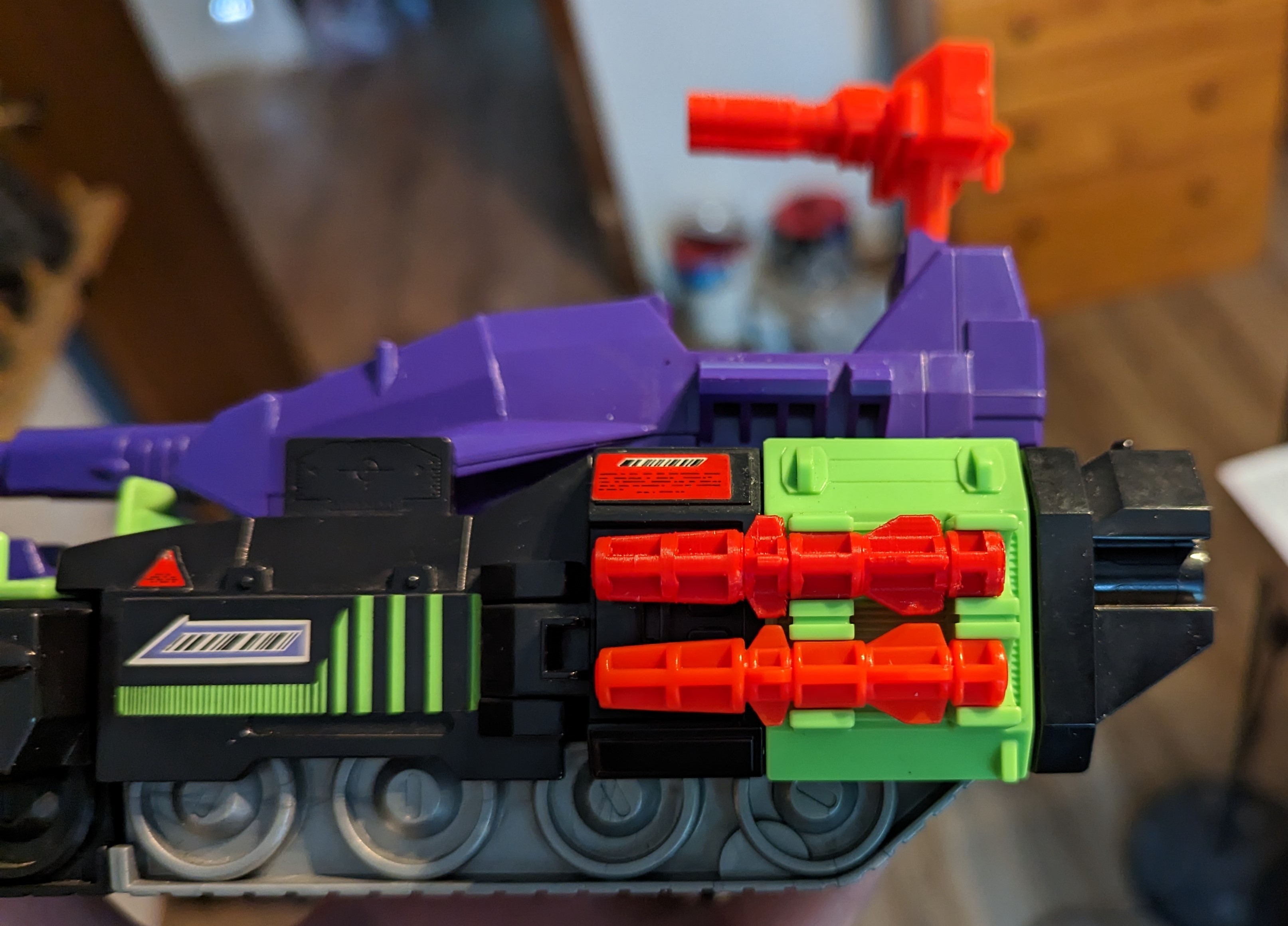 Action Master Megatron Neutro-Fusion Tank Missile by Spradlinb ...