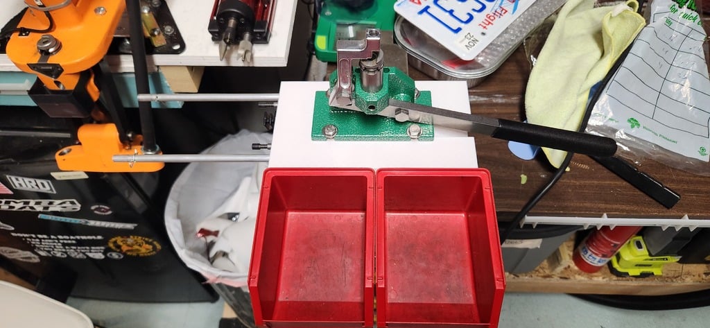 RCBS Bench Automatic Priming Tool vise mount by Shoebox | Download free ...