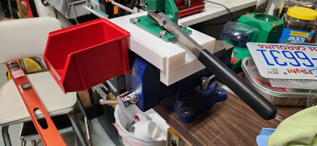 RCBS Bench Automatic Priming Tool vise mount by Shoebox | Download free ...