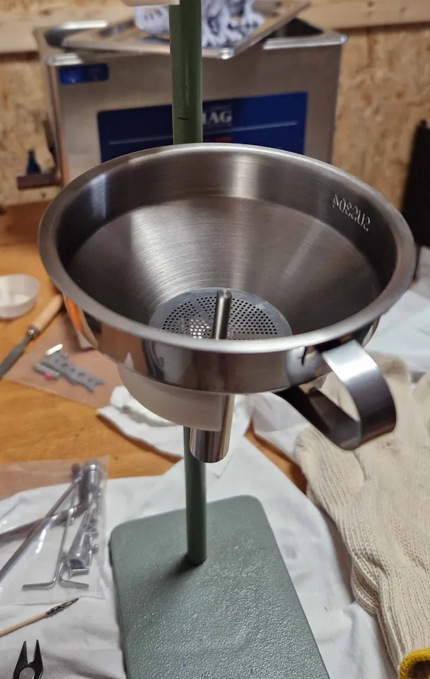 Resin Filter for my Funnel by riethmueller | Download free STL model ...