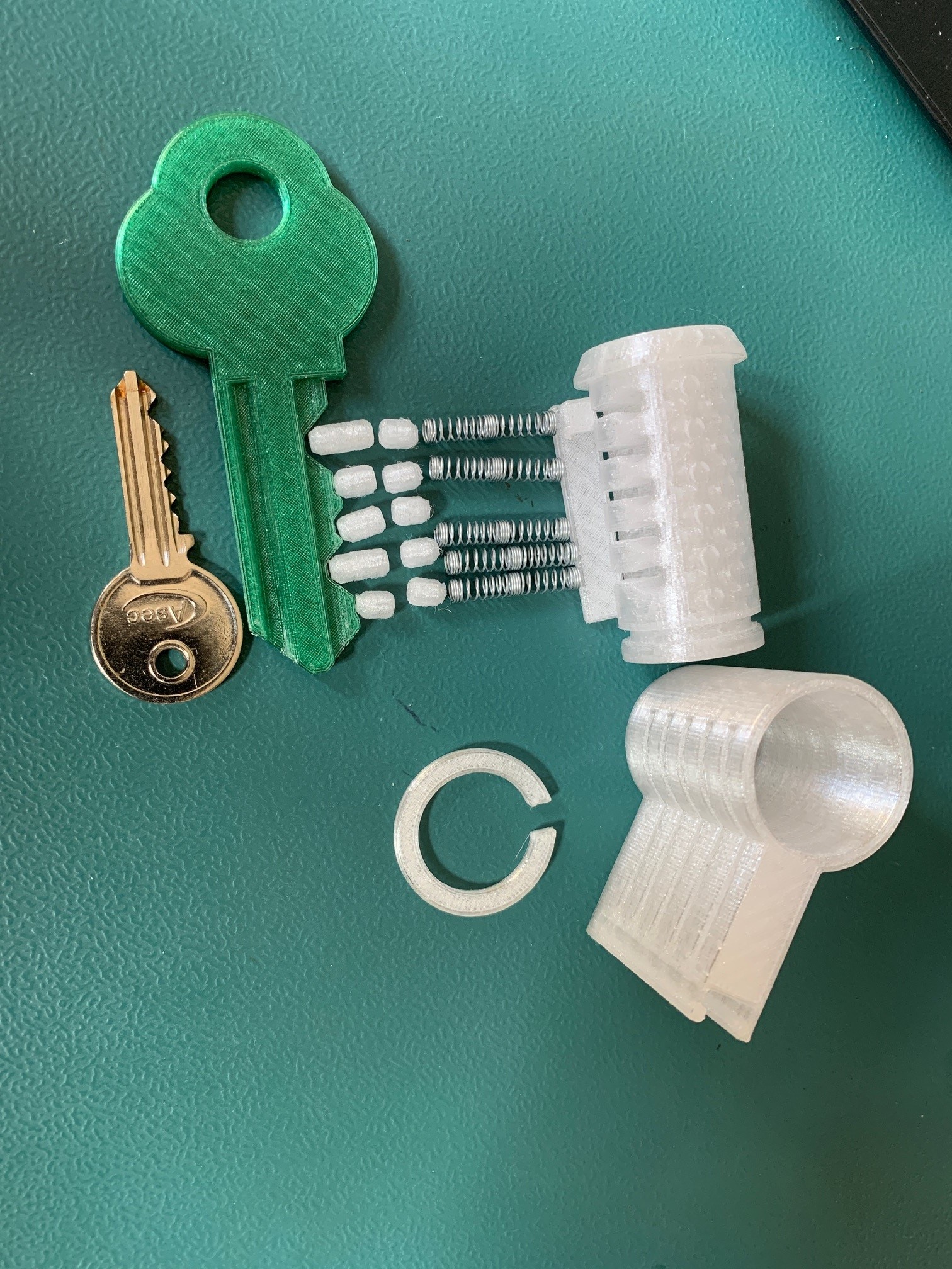 Pin Tumbler Lock por SquidgyPlastic | Descargar modelo STL gratuito ...