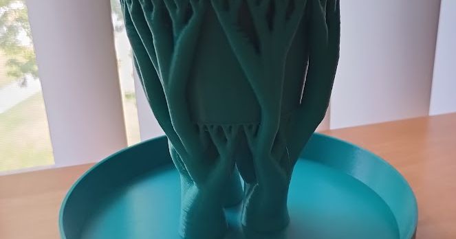 Tree Supported Planter by hamsamsquanch | Download free STL model ...