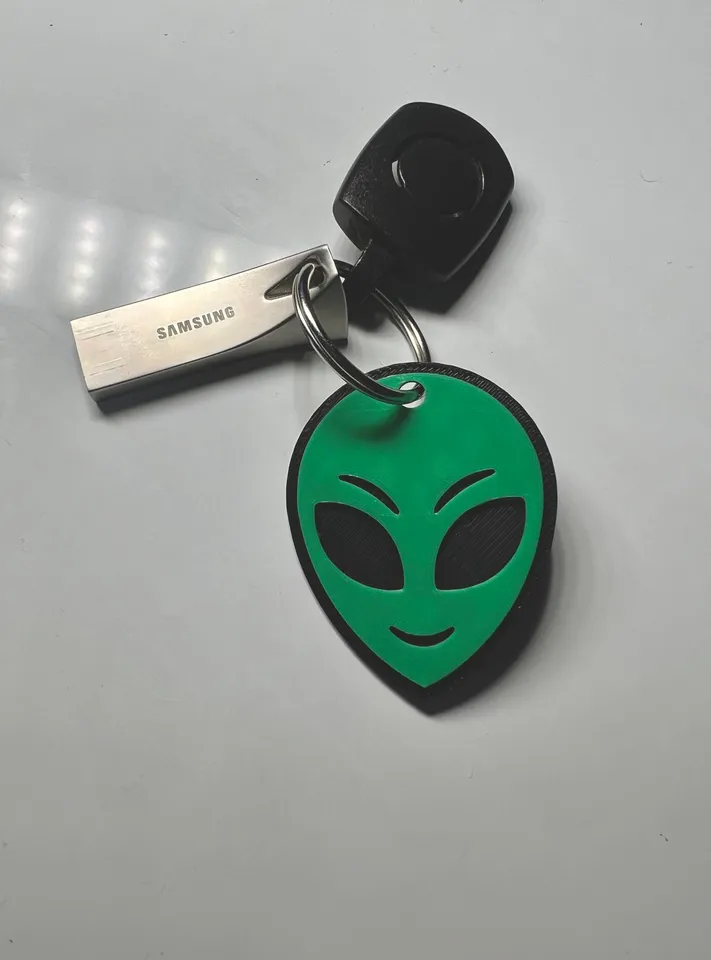 Alien Keychain by Kevvv's Workshop | Download free STL model ...