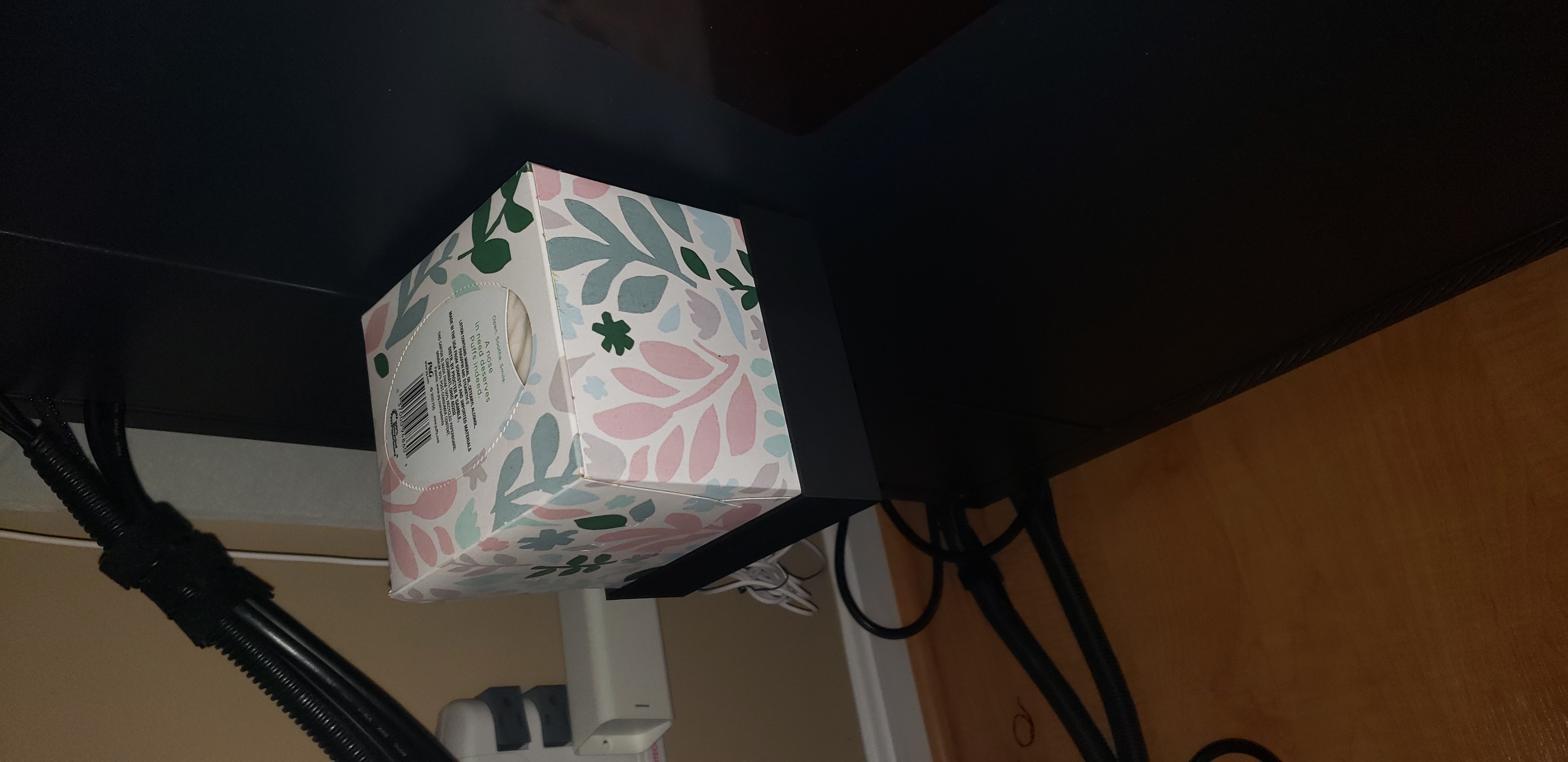 Magnetic Tray _ Cube Tissue Box Holder by kilthro | Download free STL ...