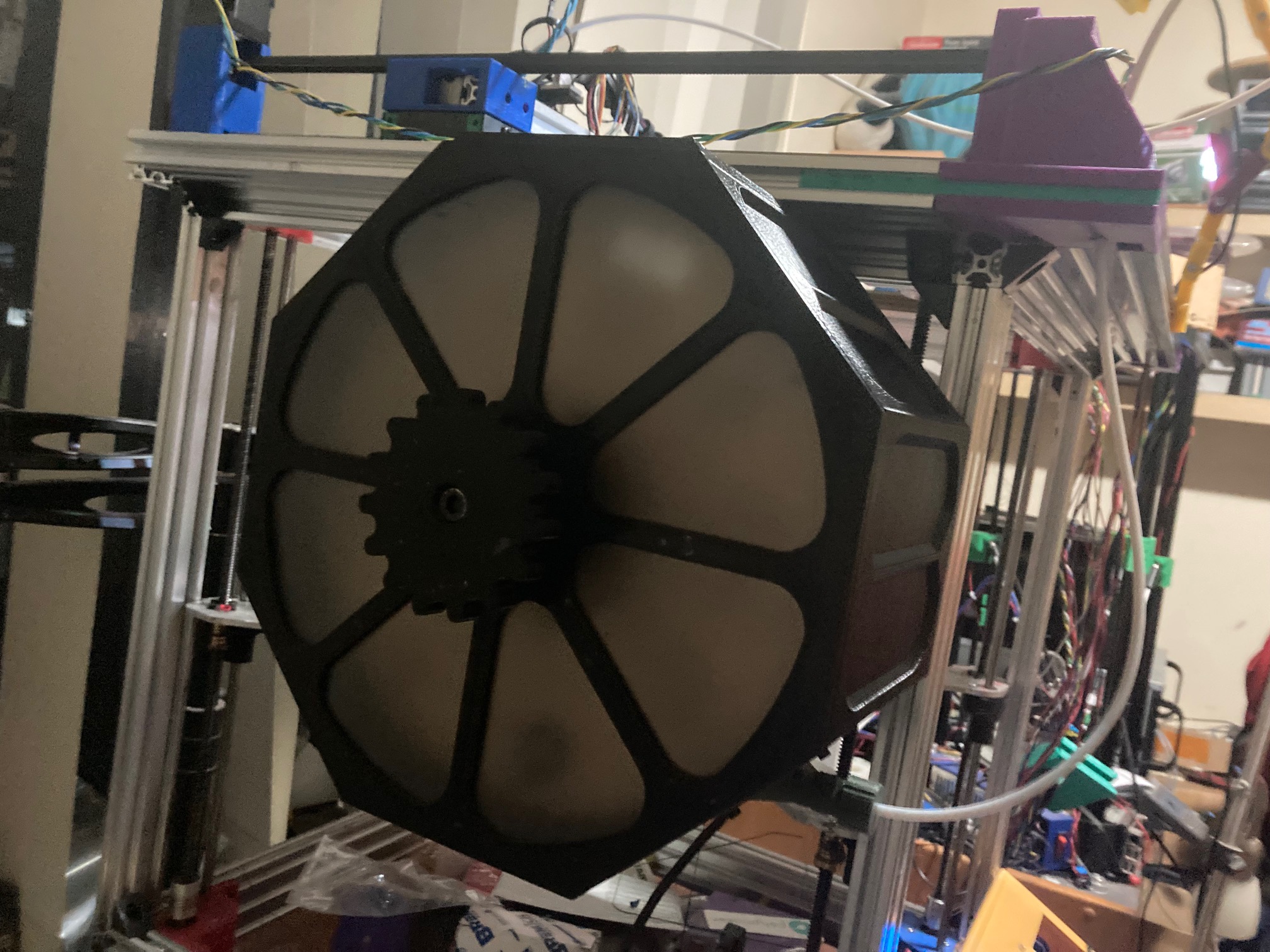 Spool Holder to fit Polymaker 3kg Rolls by Celcius1 | Download free STL ...