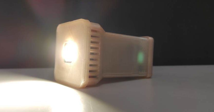 Mini 10W falshlight. USB C, adjustable brightness, Fan cooled by ...