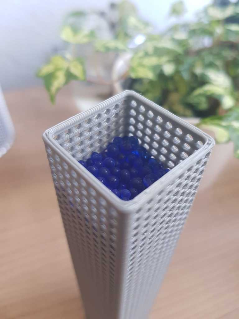 Silica Gel Container by Cem0s | Download free STL model | Printables.com