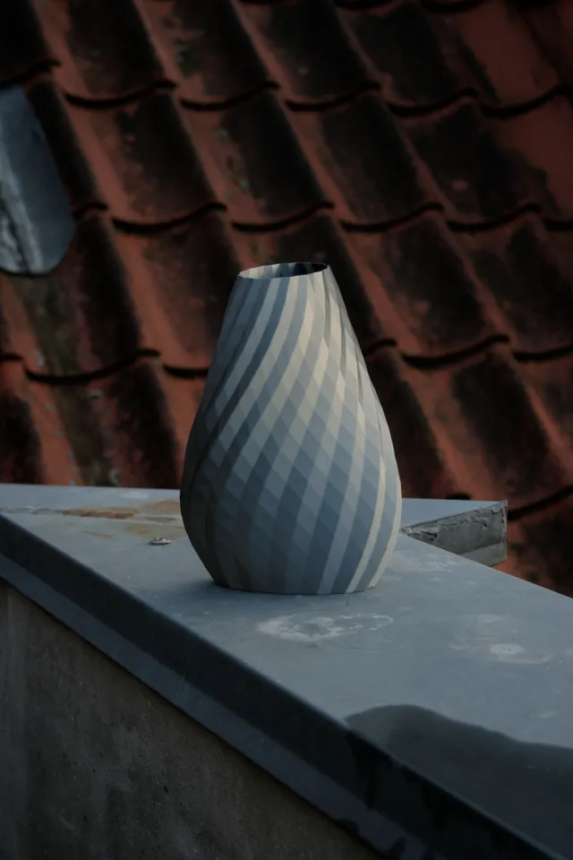 Ellipse triangulated vase by Jacob Laage Kragh | Download free STL ...