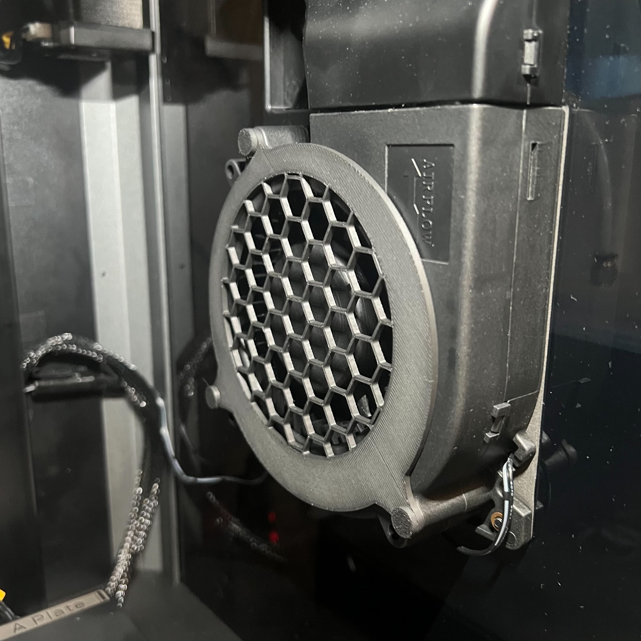 Creality K1 side fan protection-風扇護蓋 by 努努 | Download free STL model ...