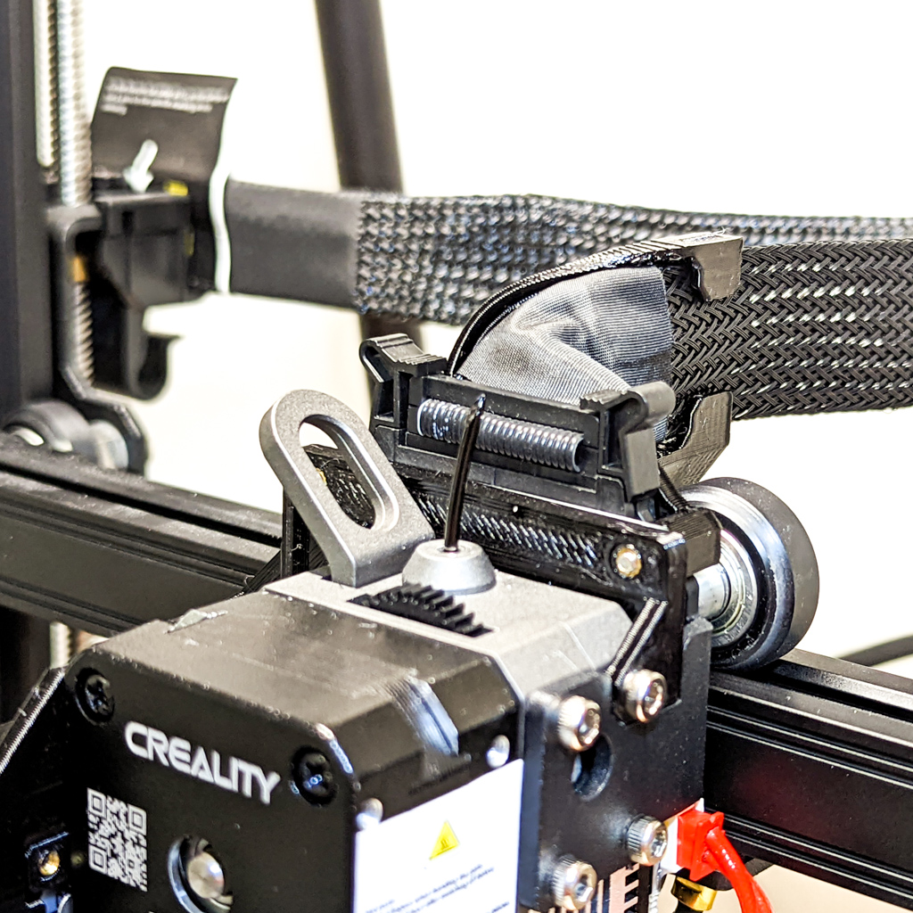 Extruder Cable Guide for Ender 3 S1 and CR10 Smart Pro by MAXPROBE - Strain relief for Creality ...