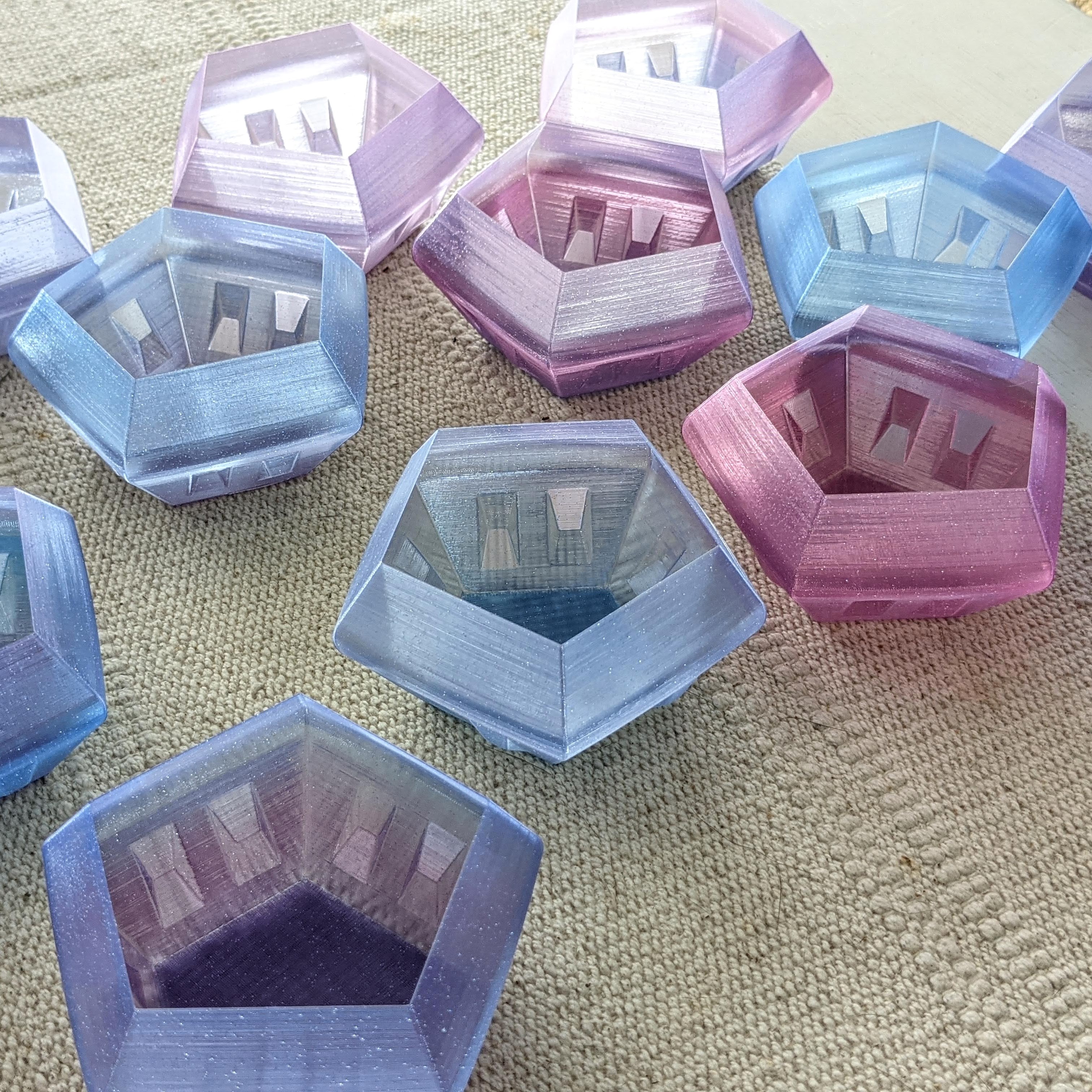 746 Vase Dodecahedron by Clockspring | Printables Store